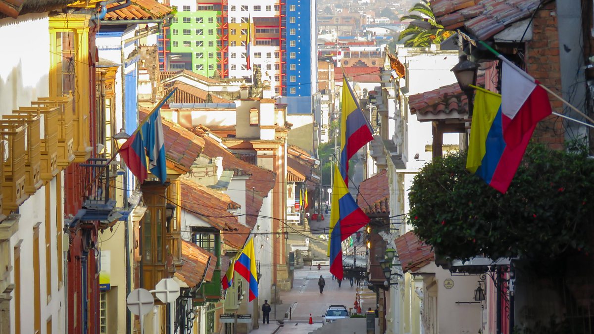 Spanish prepositions of place and time - BBC Bitesize