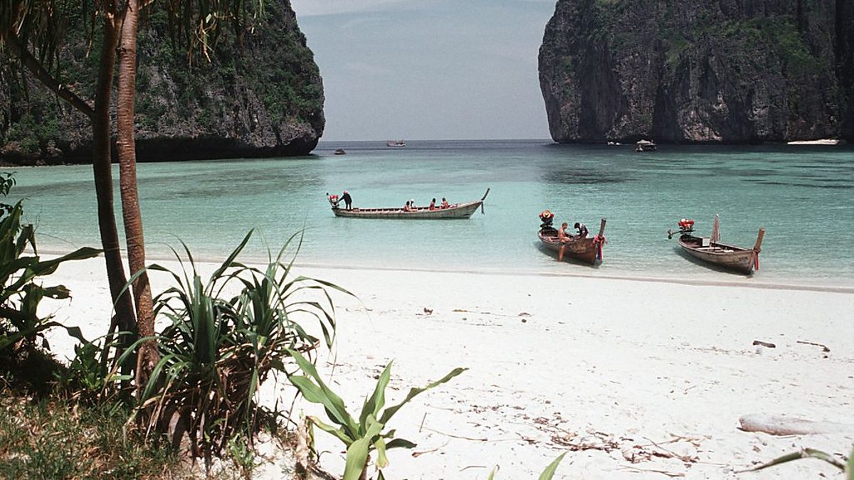 Six movie locations across the world that boosted tourism - BBC Bitesize