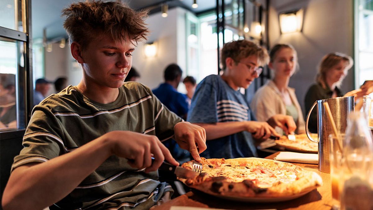 Talking abut your food and drink preferences in French - BBC Bitesize