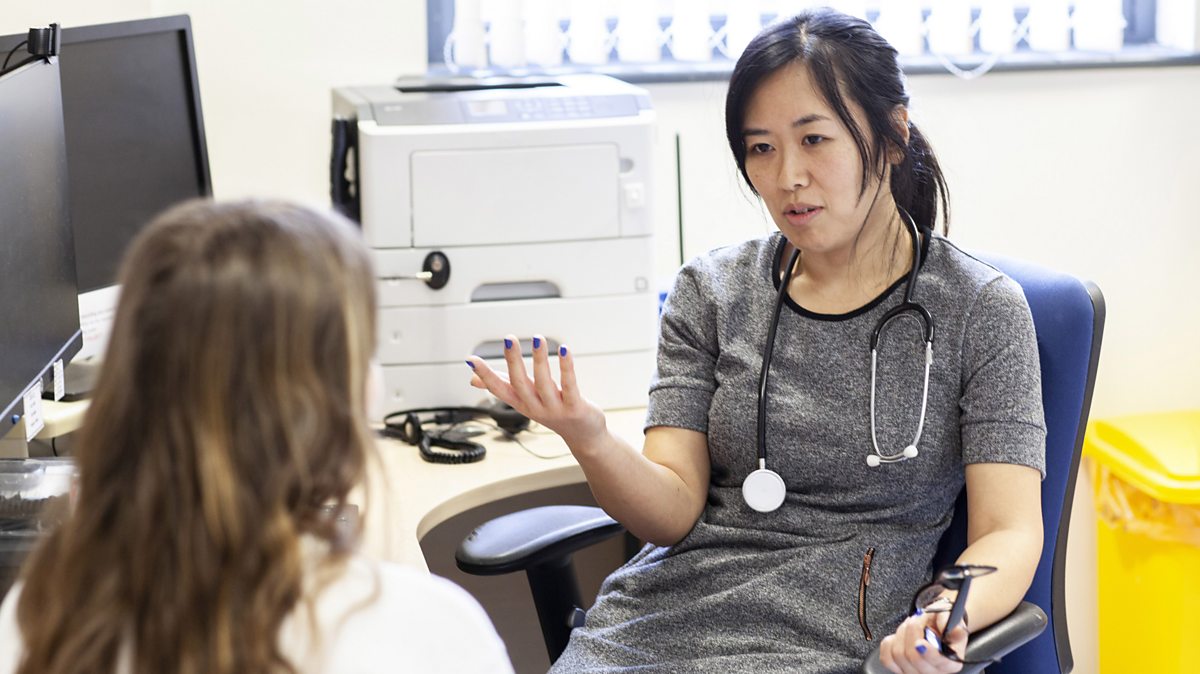 Describing your illness and injuries in Spanish - BBC Bitesize