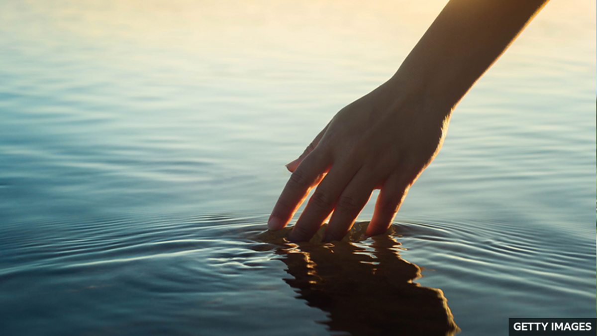 BBC Learning English - 一分钟英语 / 四个包含单词 “water” 的短语