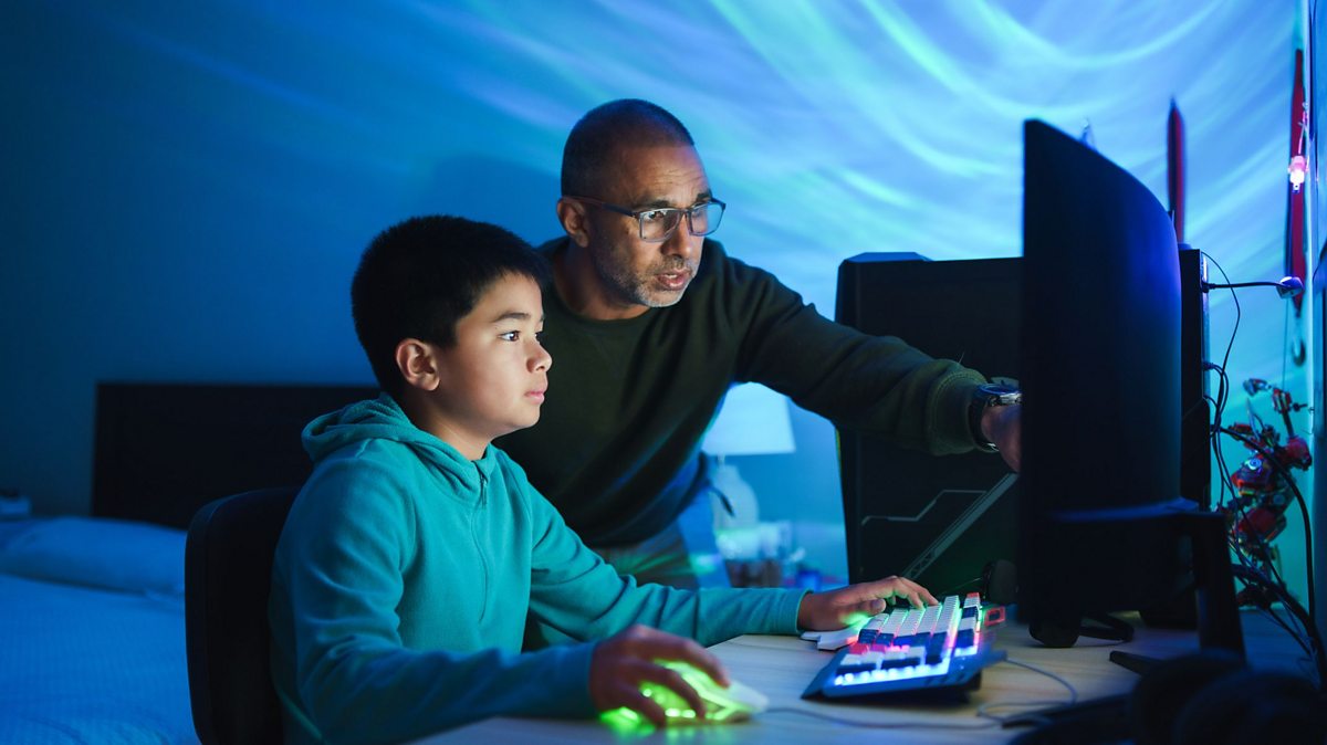 Why has Roblox changed its age verification? - BBC Bitesize