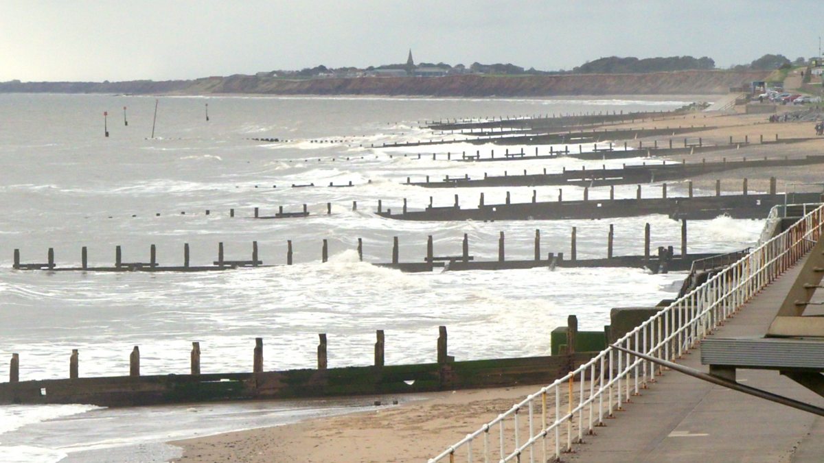Coastal transportation and deposition - Coasts: Video playlist - BBC ...