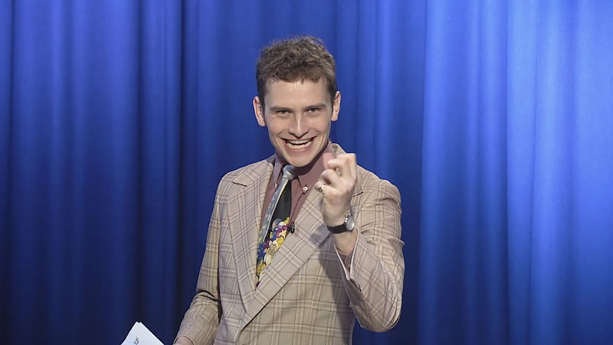 BBC Learning English - Course: The Grammar Gameshow / Unit 1