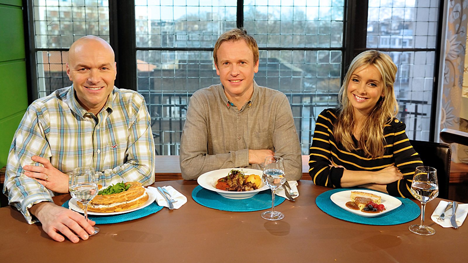 Cod with parsley sauce and mash recipe - BBC Food