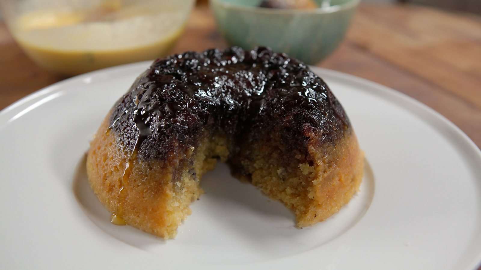 Blueberry steamed sponge pudding recipe - BBC Food