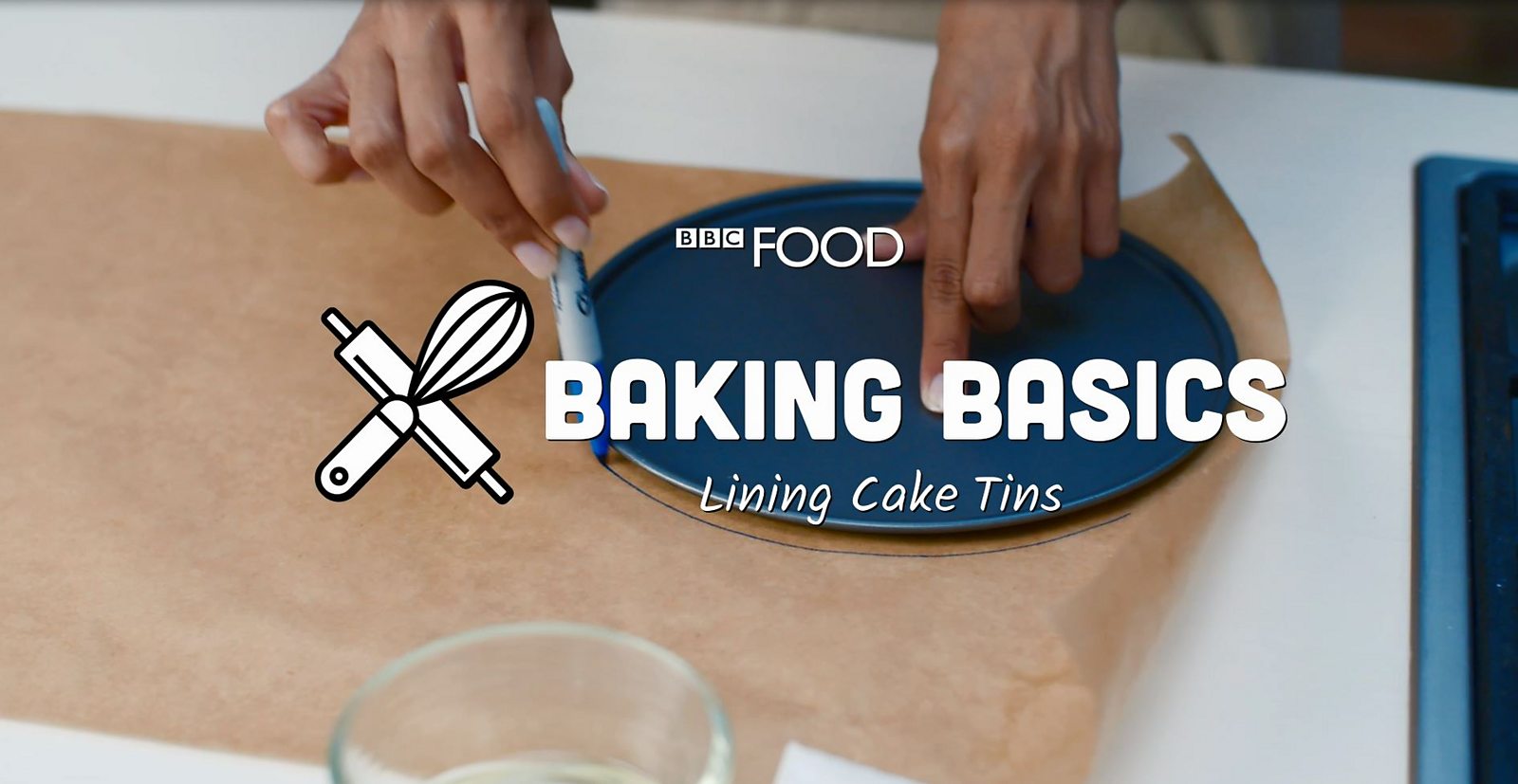 How to line cake tins - BBC Food