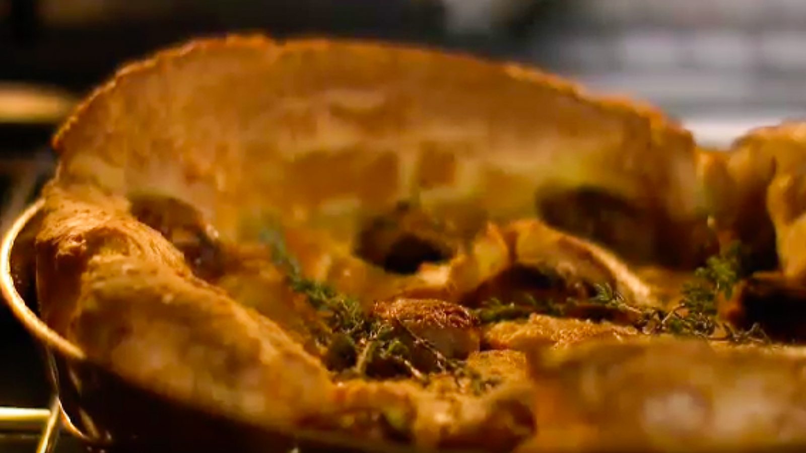 Nigella Kitchen episodes - BBC Food