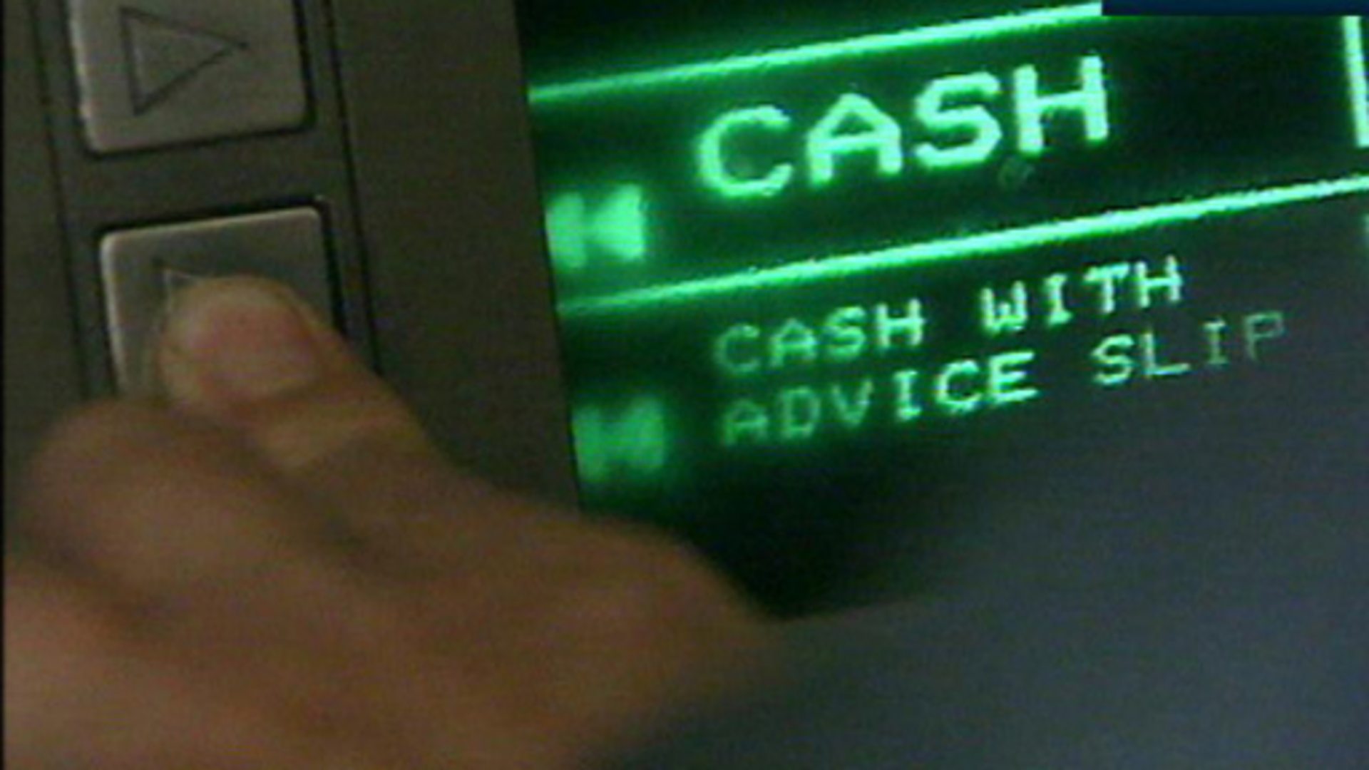 BBC Two - Bitesize: Computing Studies, How does a cashline machine work?