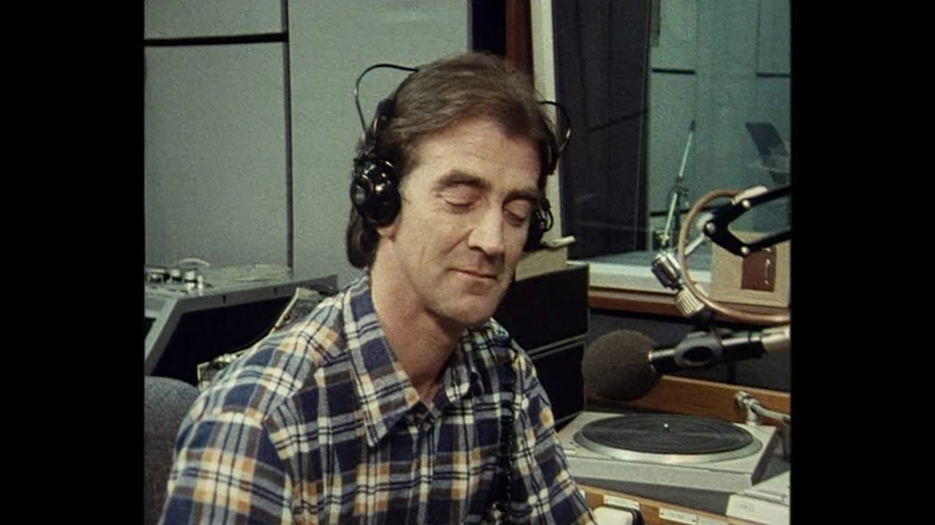 BBC - My Derry: Gerry Anderson, Gerry Anderson introduces his Derry