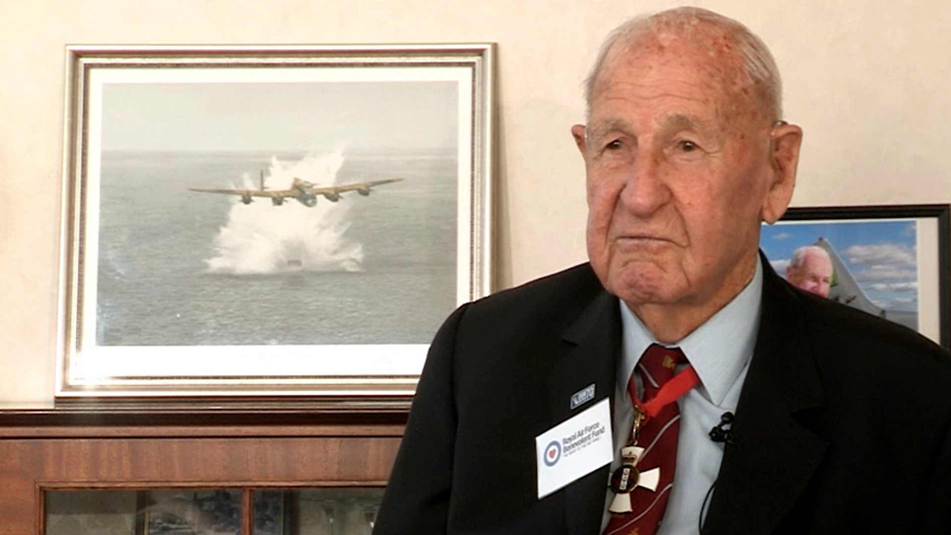 BBC Radio 2 - The Dambusters 70 Years On, Les Munro on flying the Lancaster