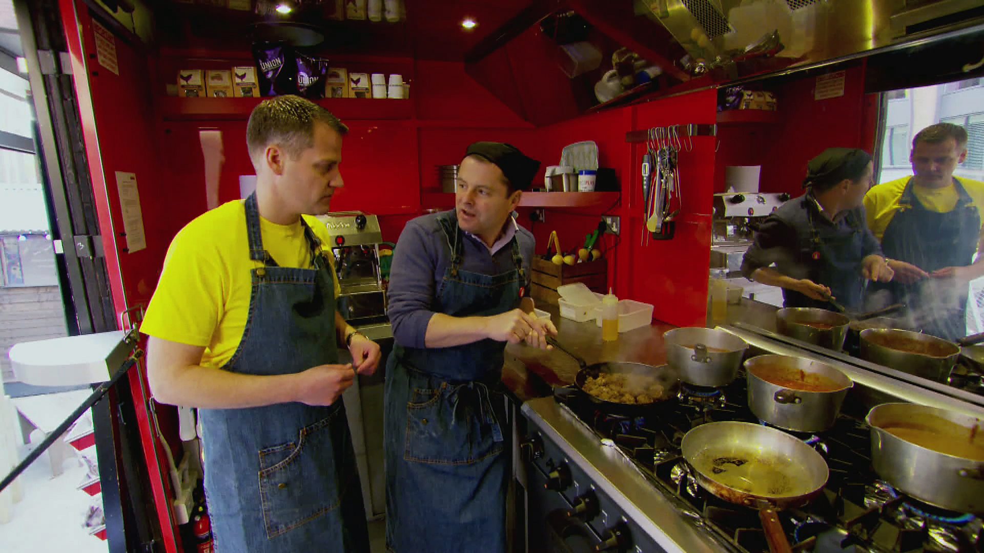 BBC One - Food Inspectors, Series 3, Episode 1, Poison file: street food