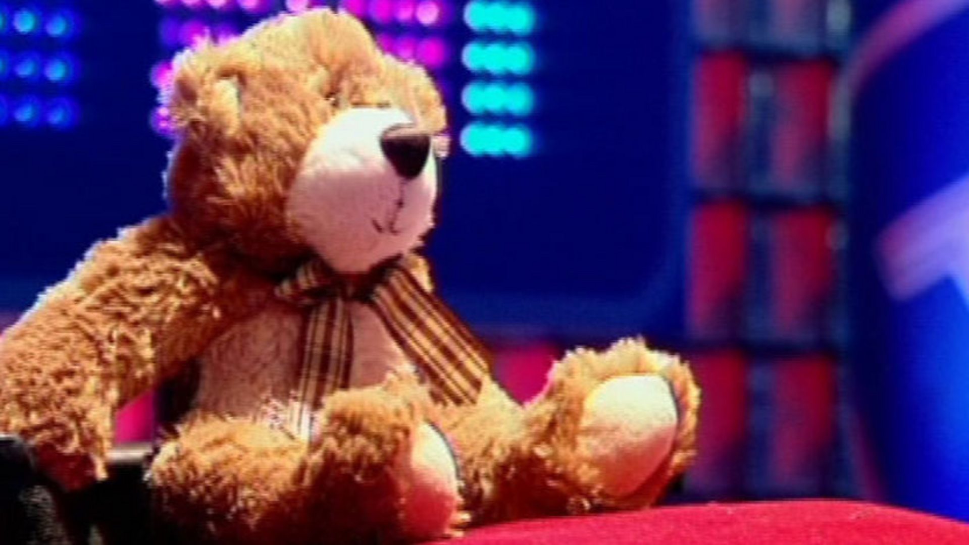 CBBC - Sam & Mark's TMi Friday, Are You Scareder Than A 10 Year Old ...