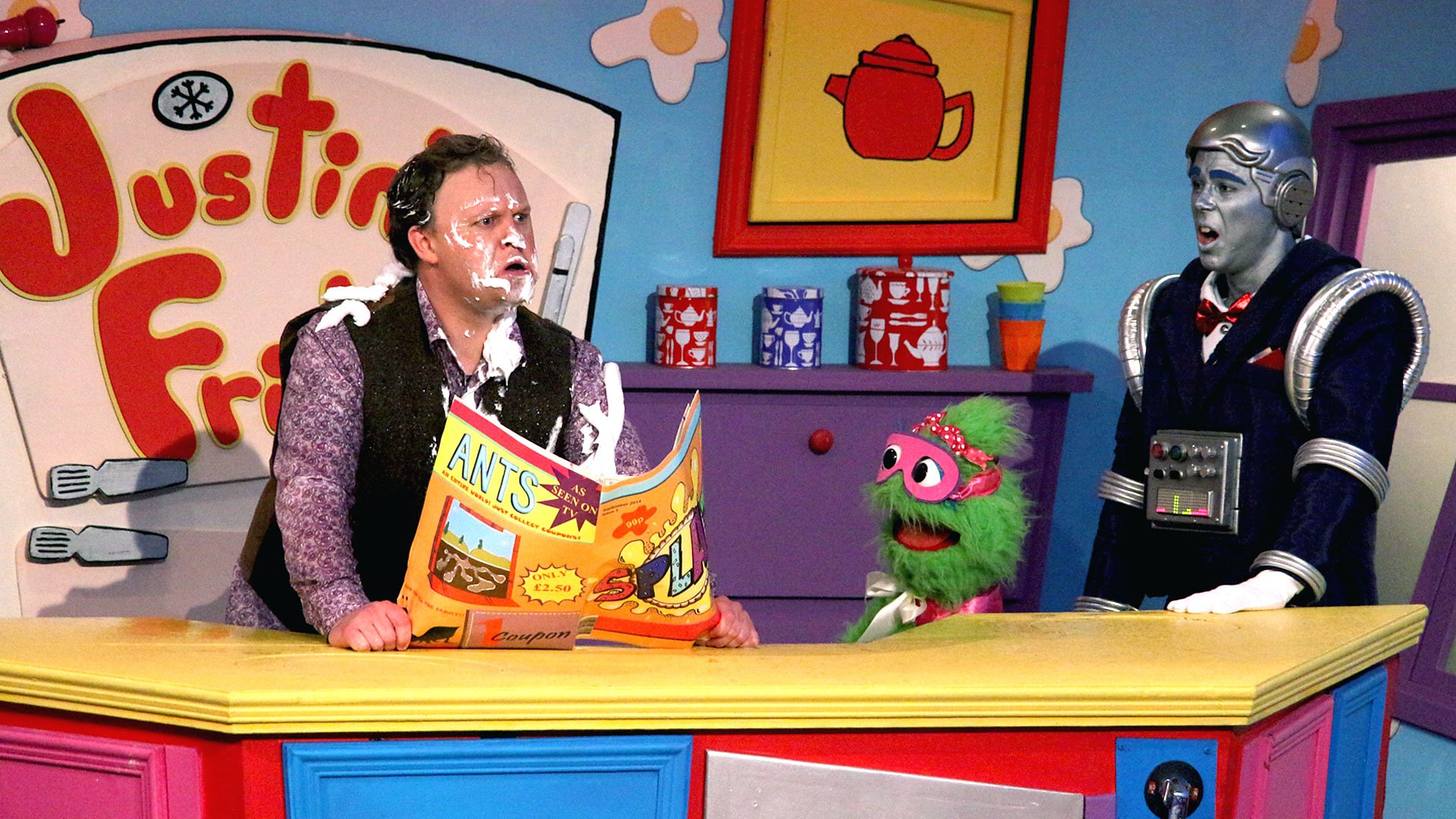 BBC iPlayer - Justins House - Series 3: 9. Super Justin