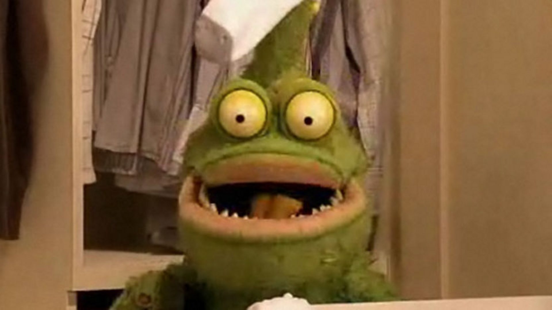 CBBC - Me and My Monsters, Series 1, Exploding Wardrobe