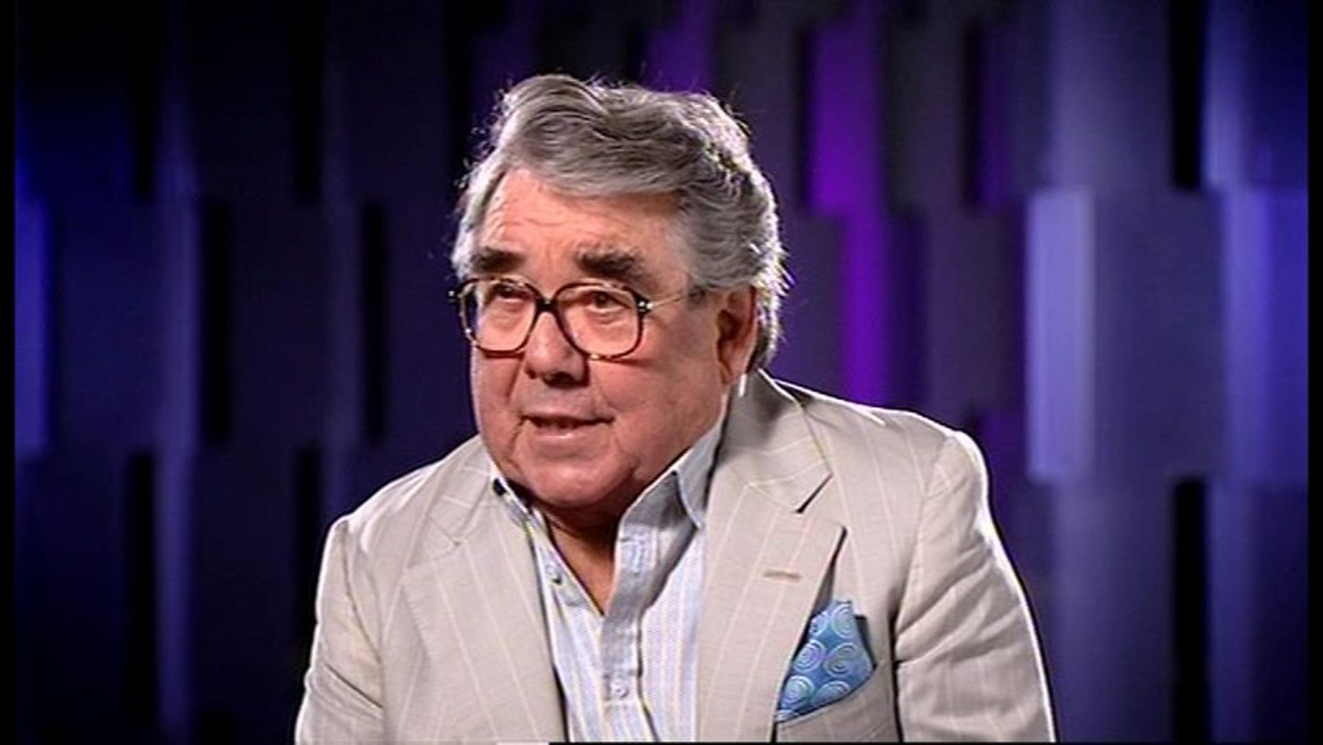 BBC Two - Being Ronnie Corbett, Ronnie Corbett And That "Extras" Scene