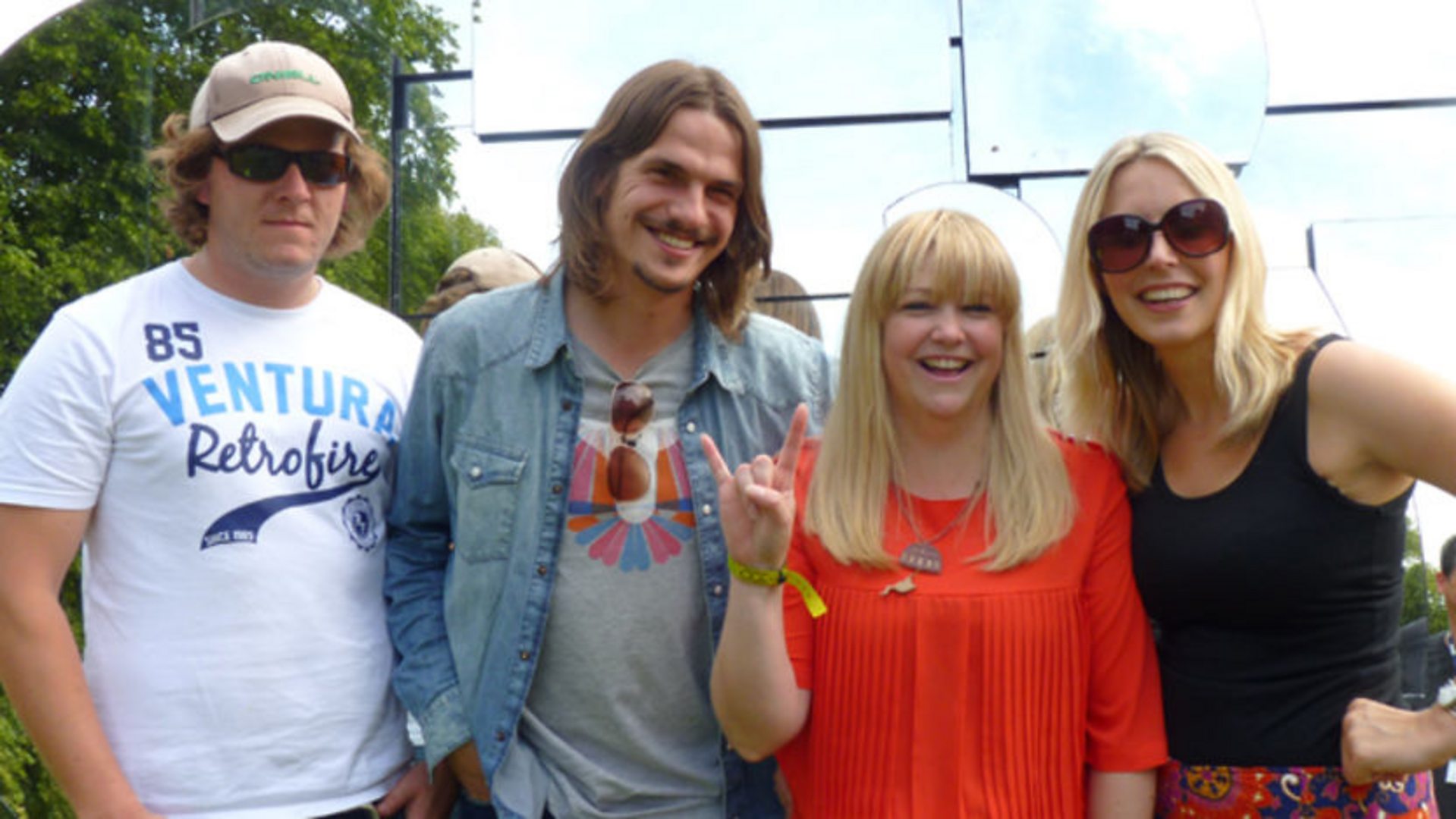 BBC Radio Wales - Bethan Elfyn, Bethan Elfyn at Green Man Festival 2011 ...