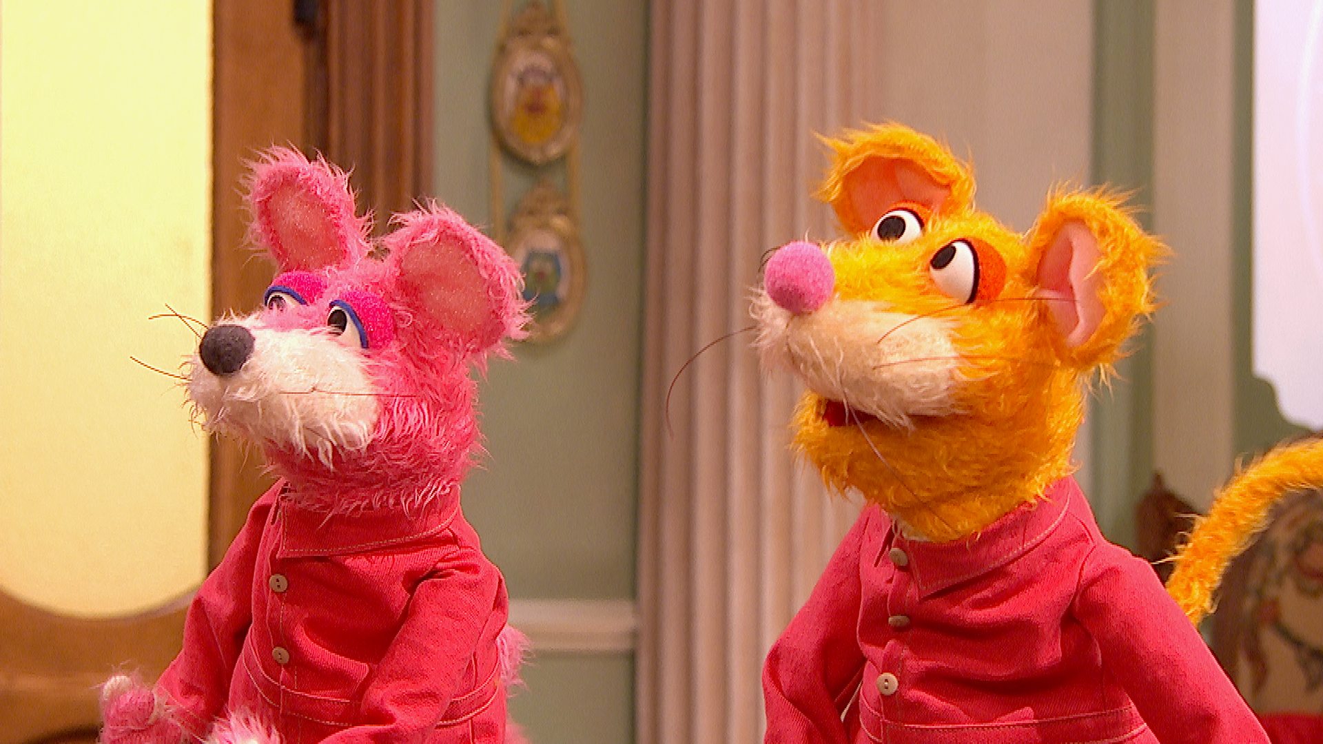 BBC iPlayer - The Furchester Hotel - Series 1: 28. Lift It, Shake It ...
