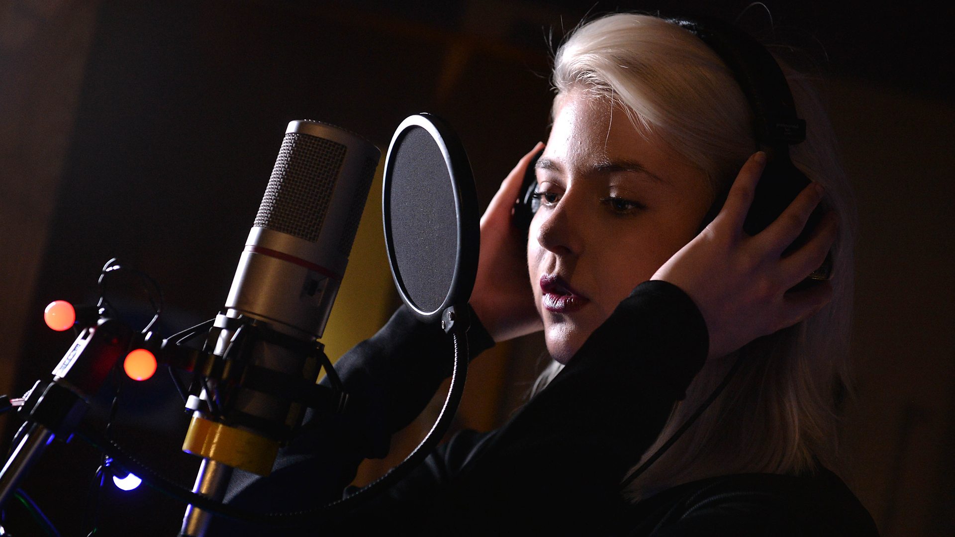 Videos - KLOE - BBC Music Introducing KLOË - BBC