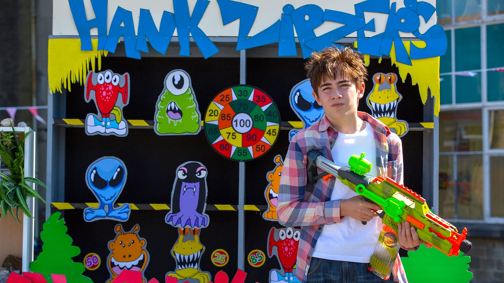 BBC iPlayer - Hank Zipzer - Series 2: 2. No Room for Two