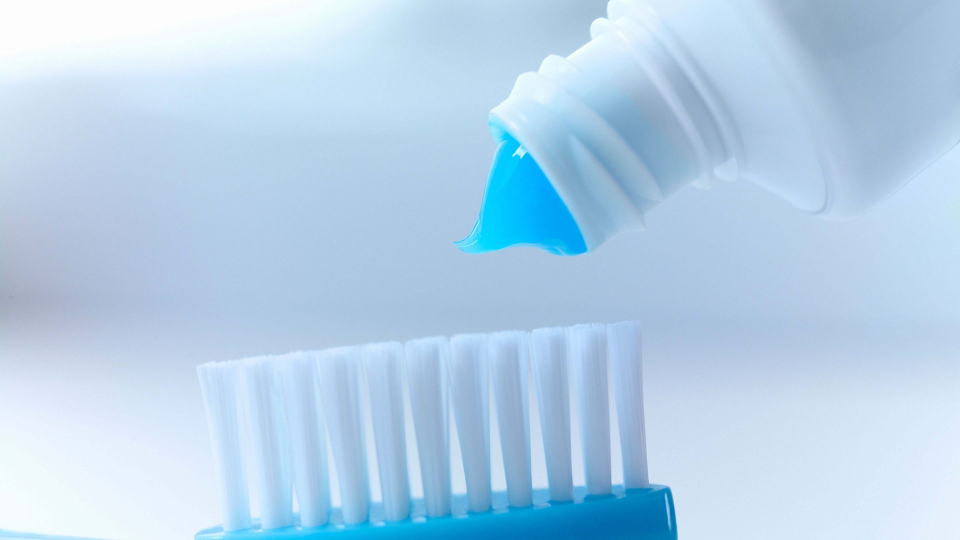 BBC - Learning, guide to cleaning teeth