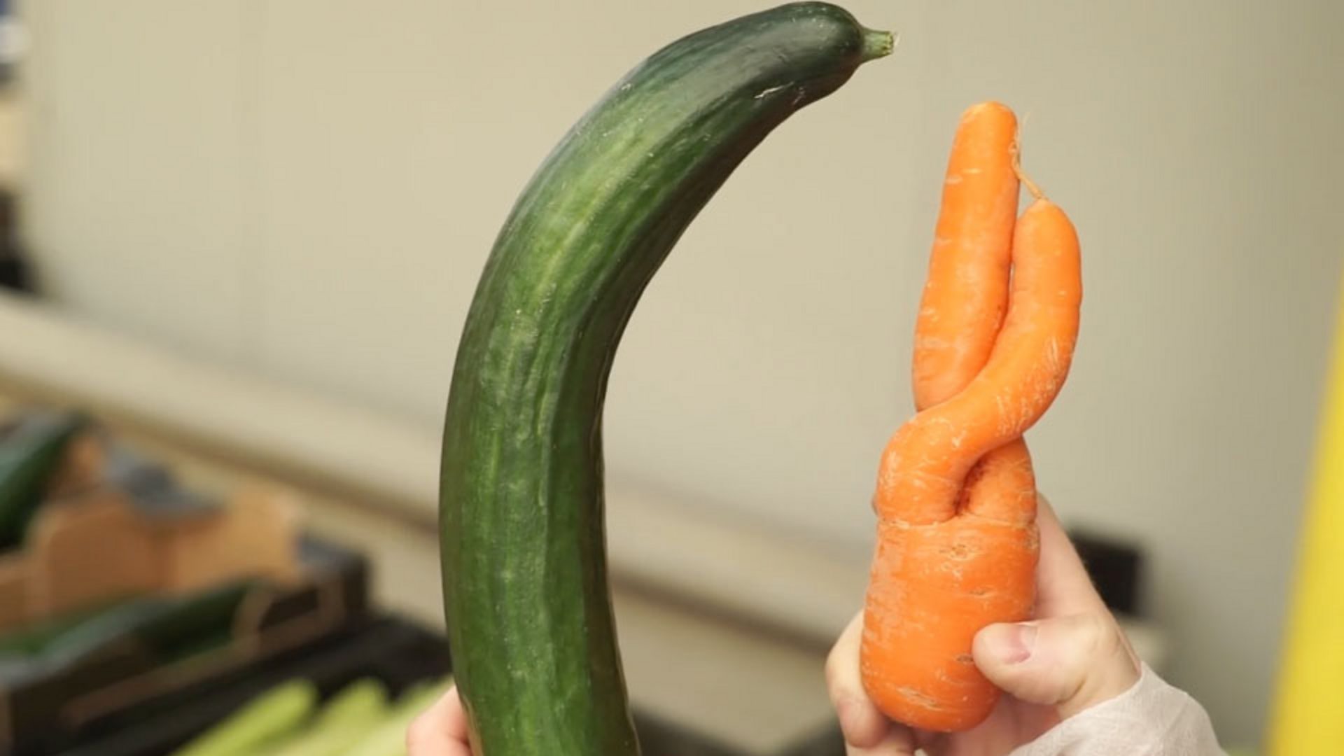 BBC - BBC Learning English, Shorts: Wonky vegetables