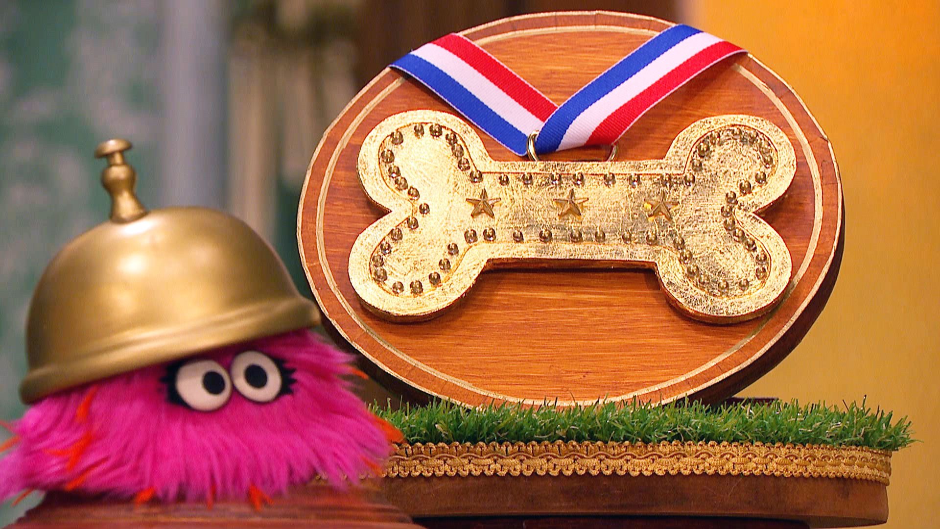 BBC iPlayer - The Furchester Hotel - Series 2: 46. The Woof Woof Games ...