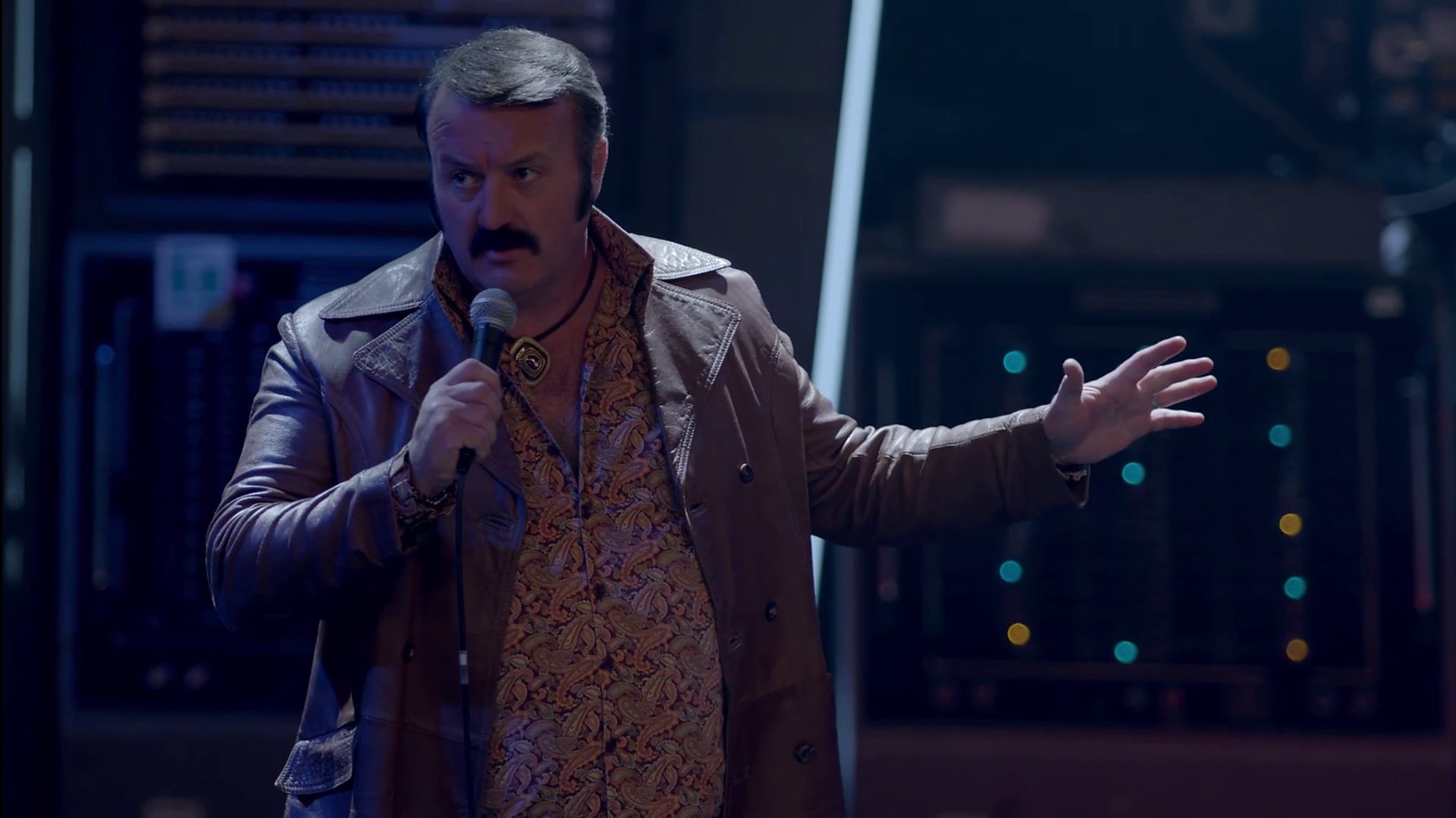 BBC Two - Stand Up at BBC Wales, Series 1, Comedian Mike Bubbins on the ...