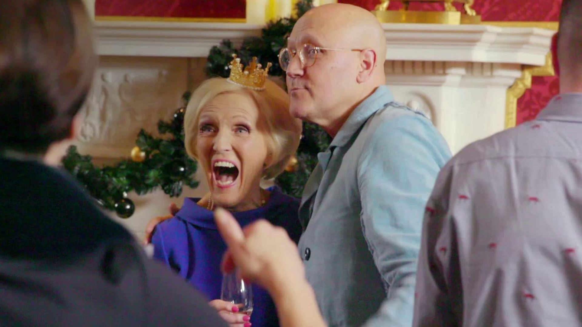 BBC Two - BBC Two Trailers, A Cosy Christmas on BBC Two