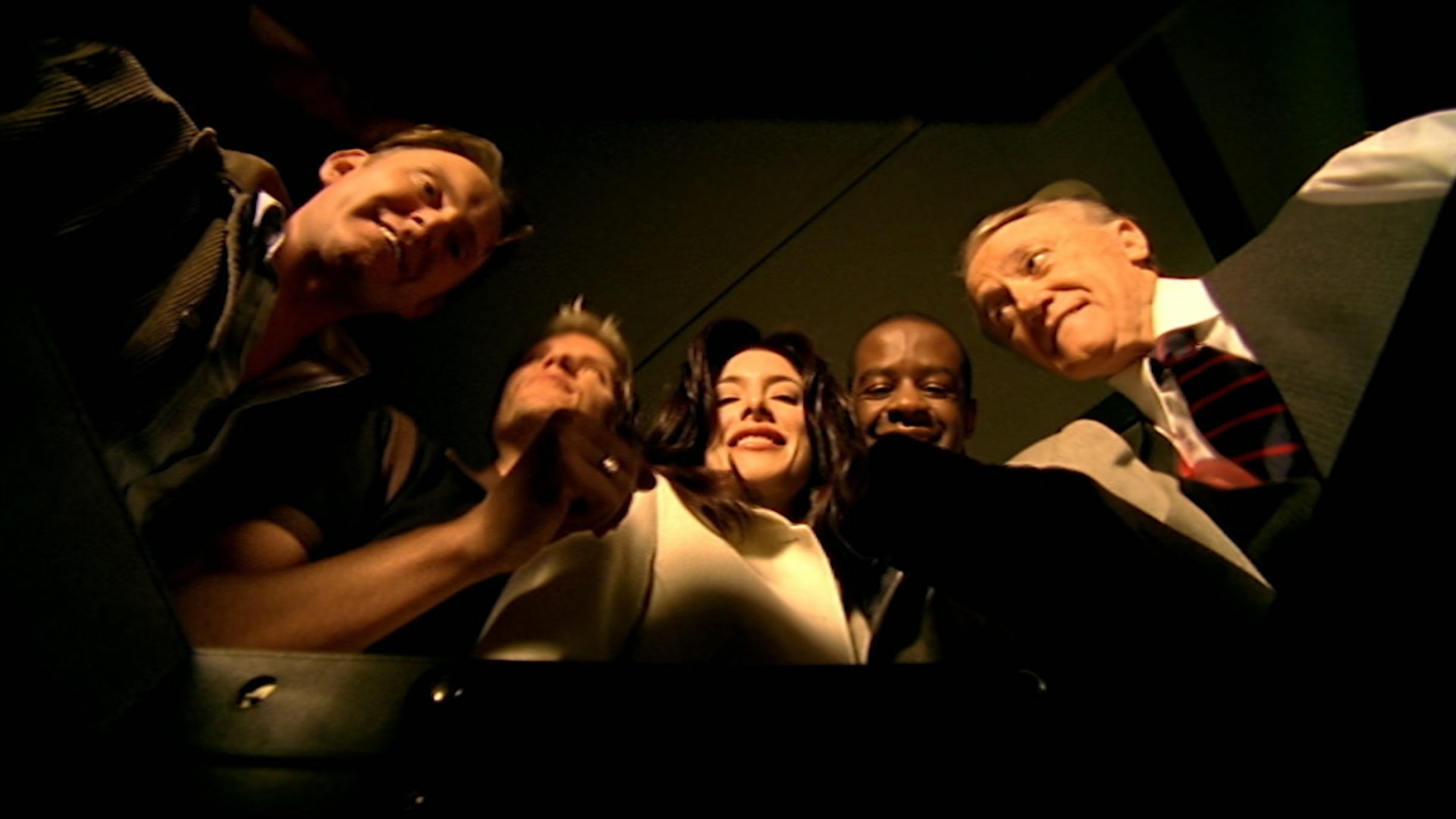 BBC iPlayer - Hustle - Series 3: Episode 5