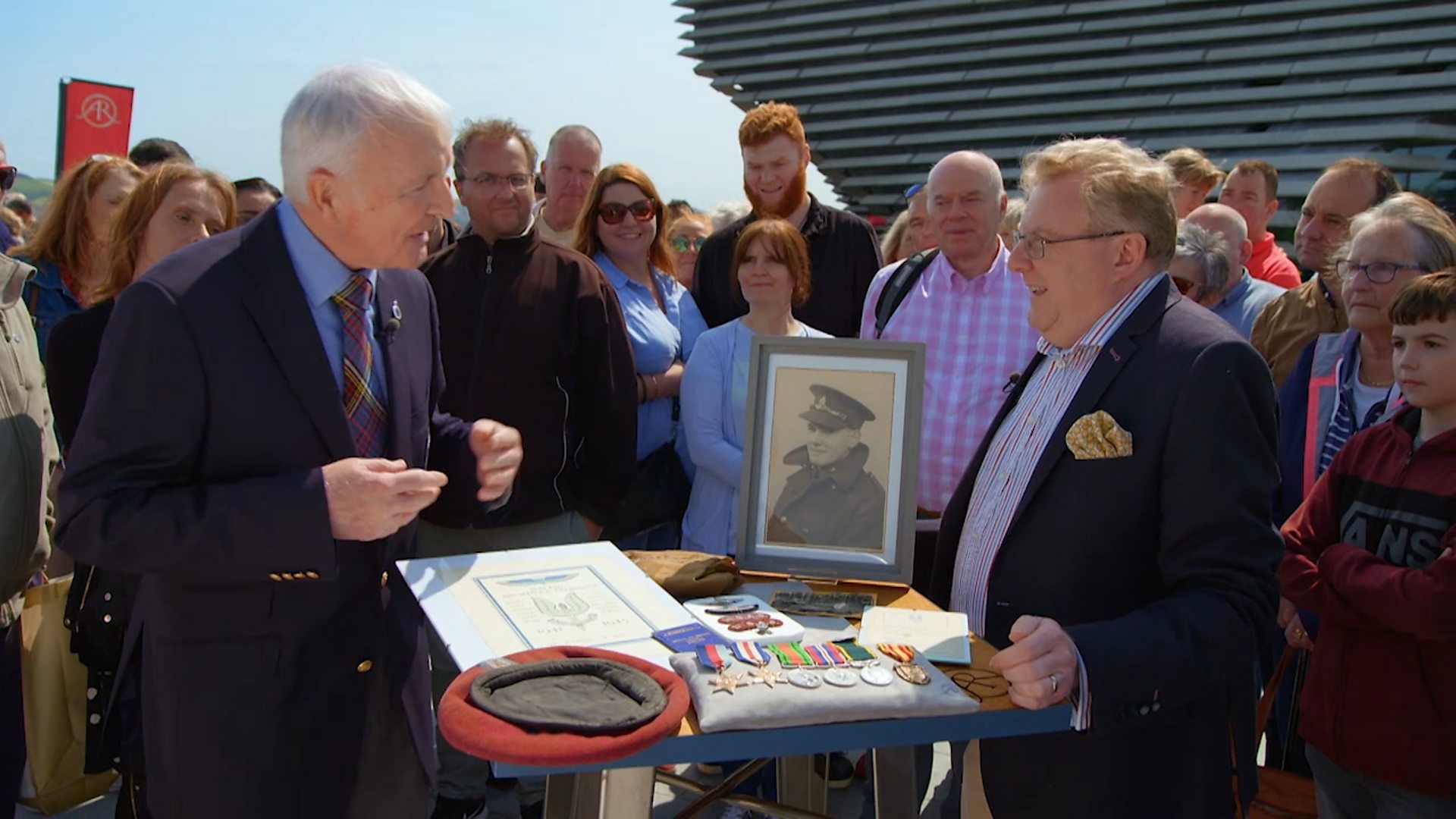 BBC One - Antiques Roadshow, Series 42, V&A Dundee 1, SAS Medals