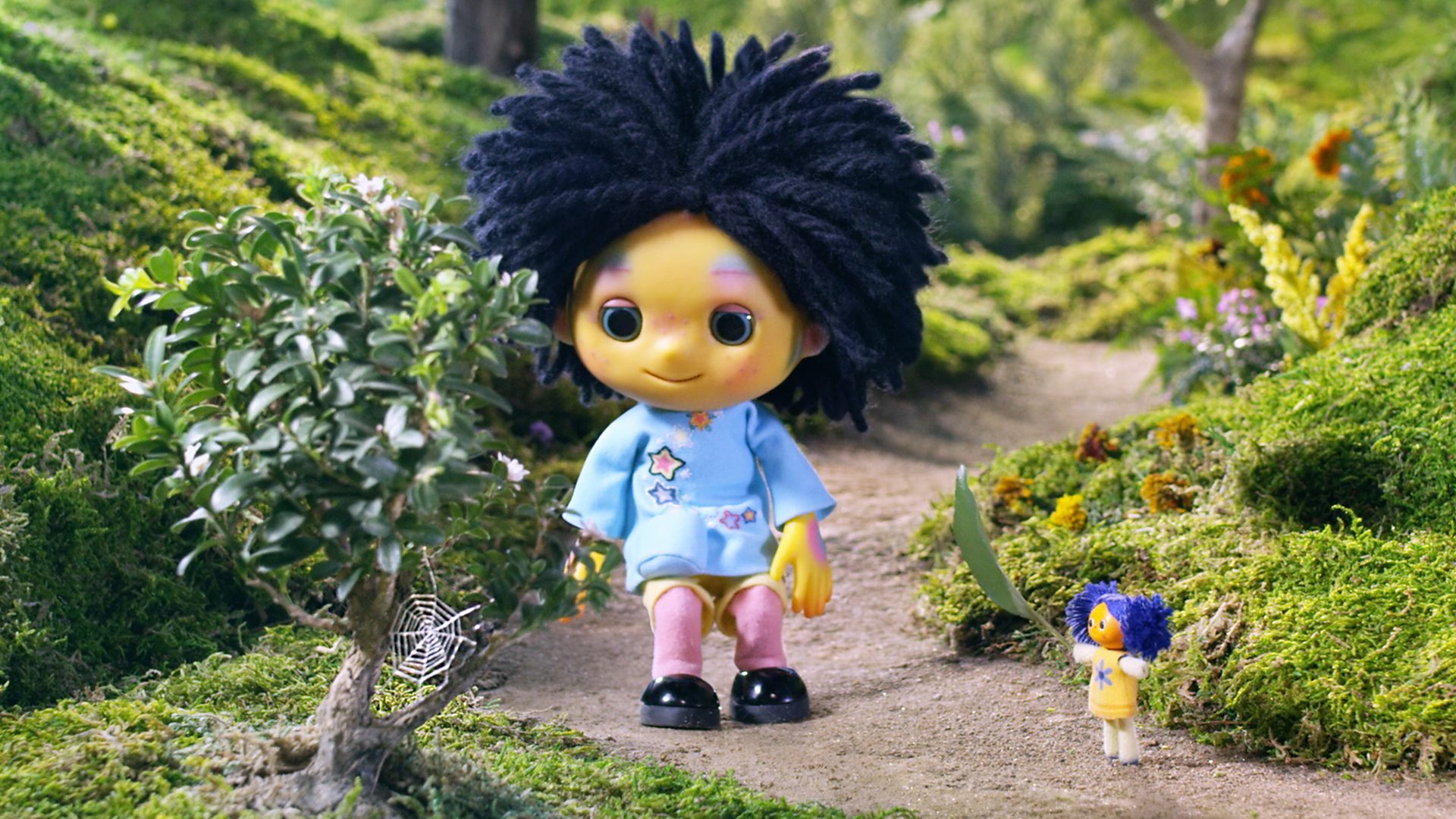 BBC iPlayer - Moon and Me - Series 2: 1. The Little Cobweb