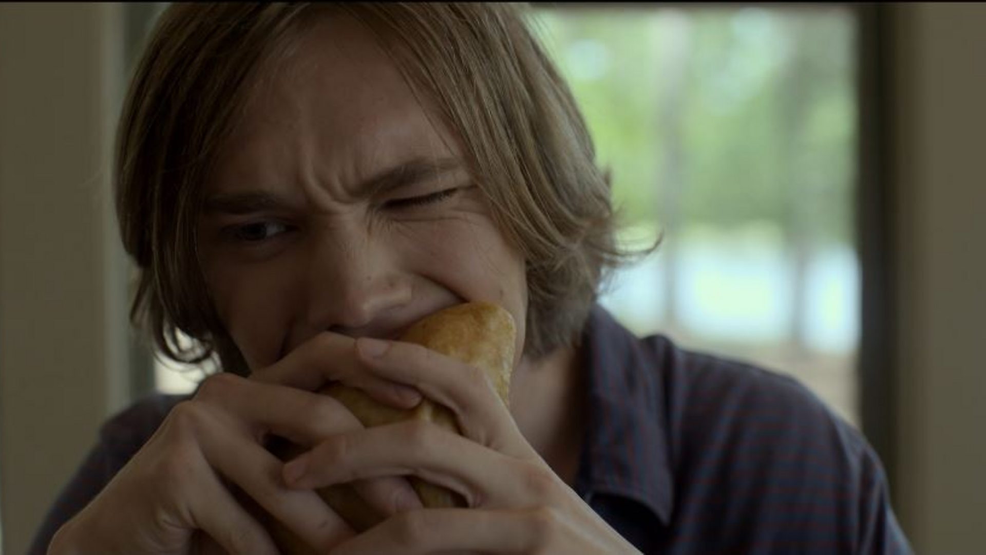 BBC Three - Looking for Alaska, Bufriedo