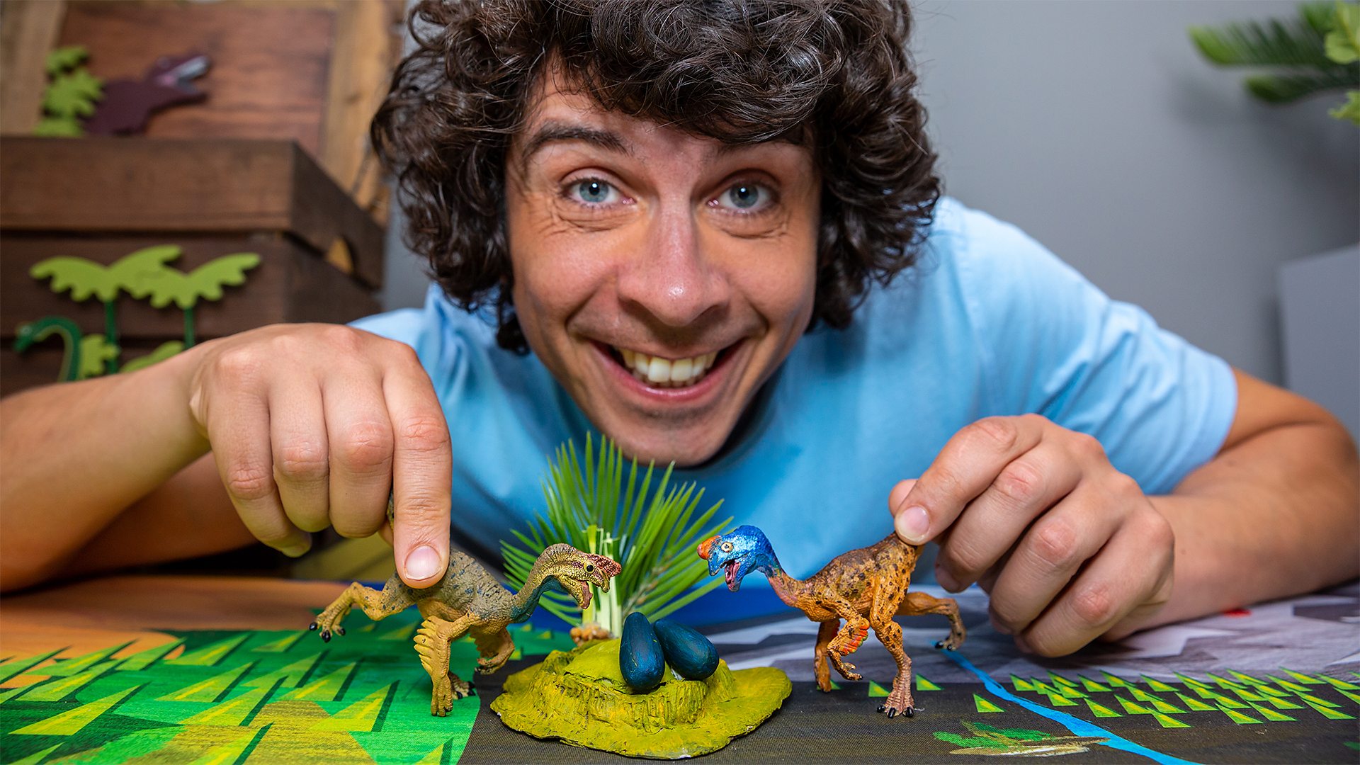 BBC iPlayer - Andys Dino Toybox - Series 1: 11. Building a Nest