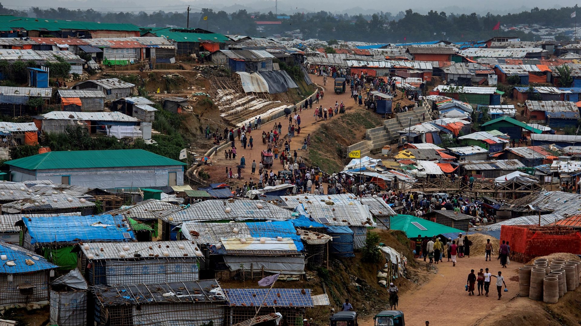 Supporting humanitarian communication: What role does a dedicated ...