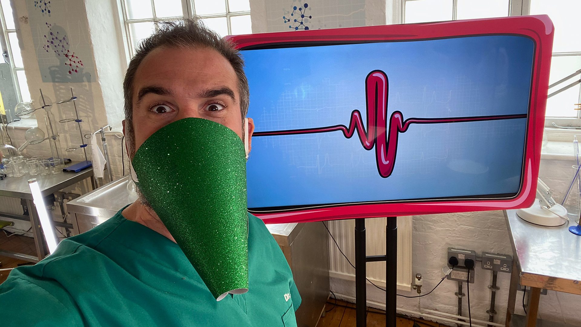 BBC iPlayer - Operation Ouch! - Series 9: 10. Stinky Dr Xand!