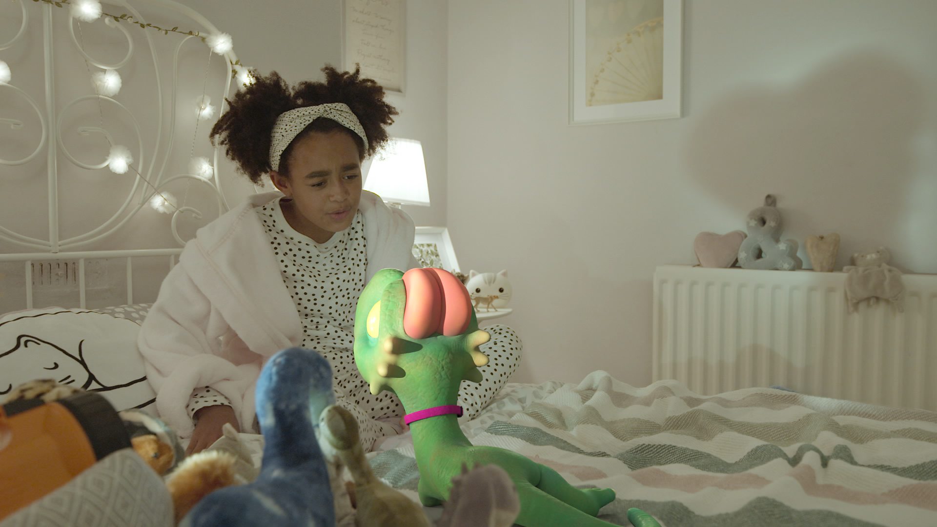 BBC iPlayer - My Petsaurus - Series 4: 8. Torch