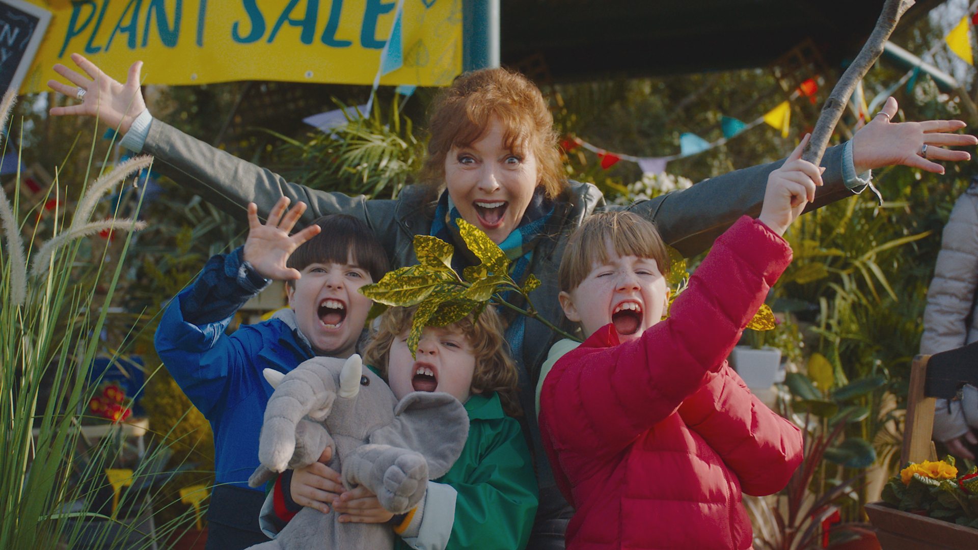 BBC iPlayer - Biff and Chip - Series 1: 9. School Pet