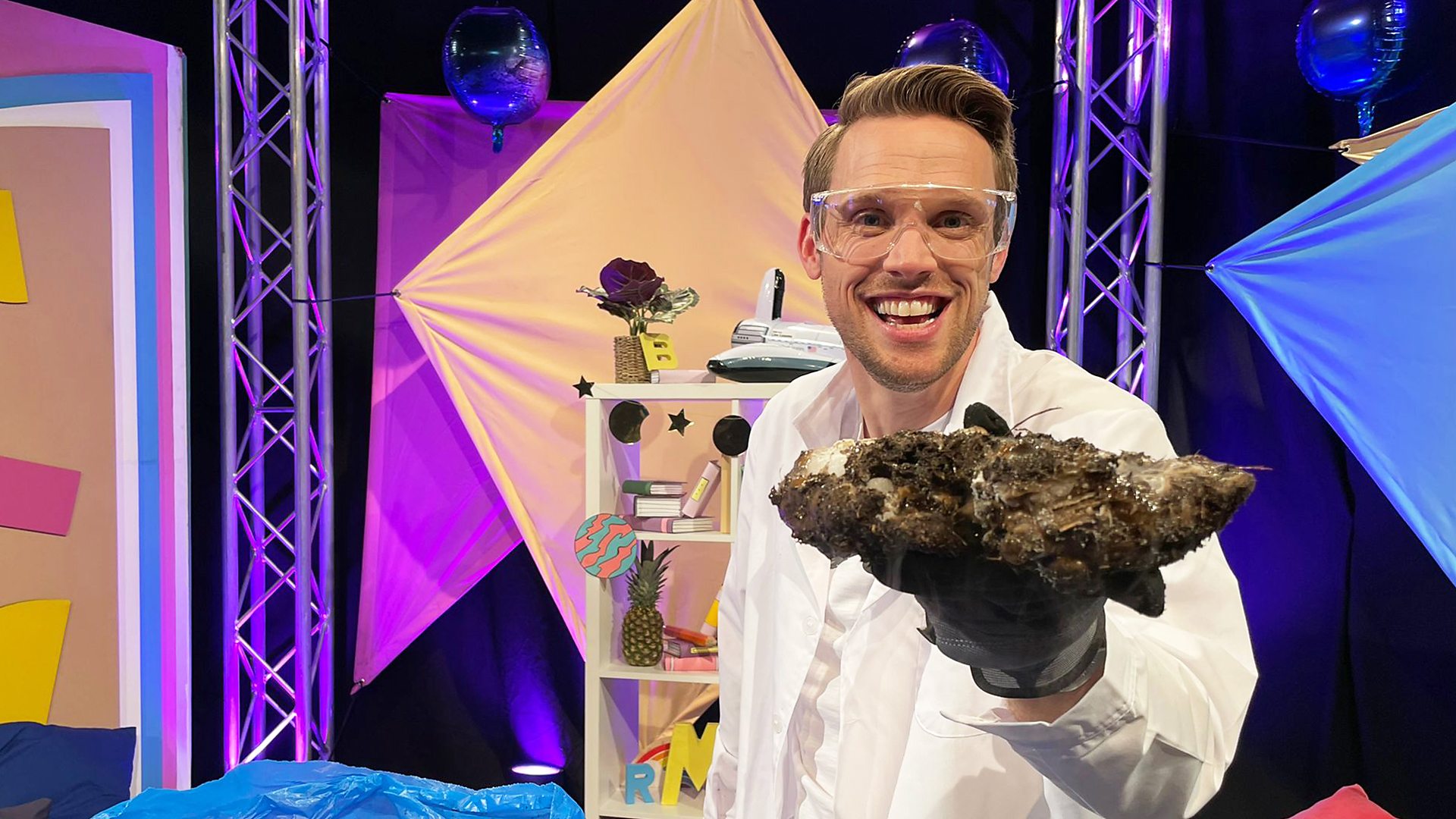 BBC iPlayer - BBC Teach Live Lessons - Series 3: Space - Live Lesson