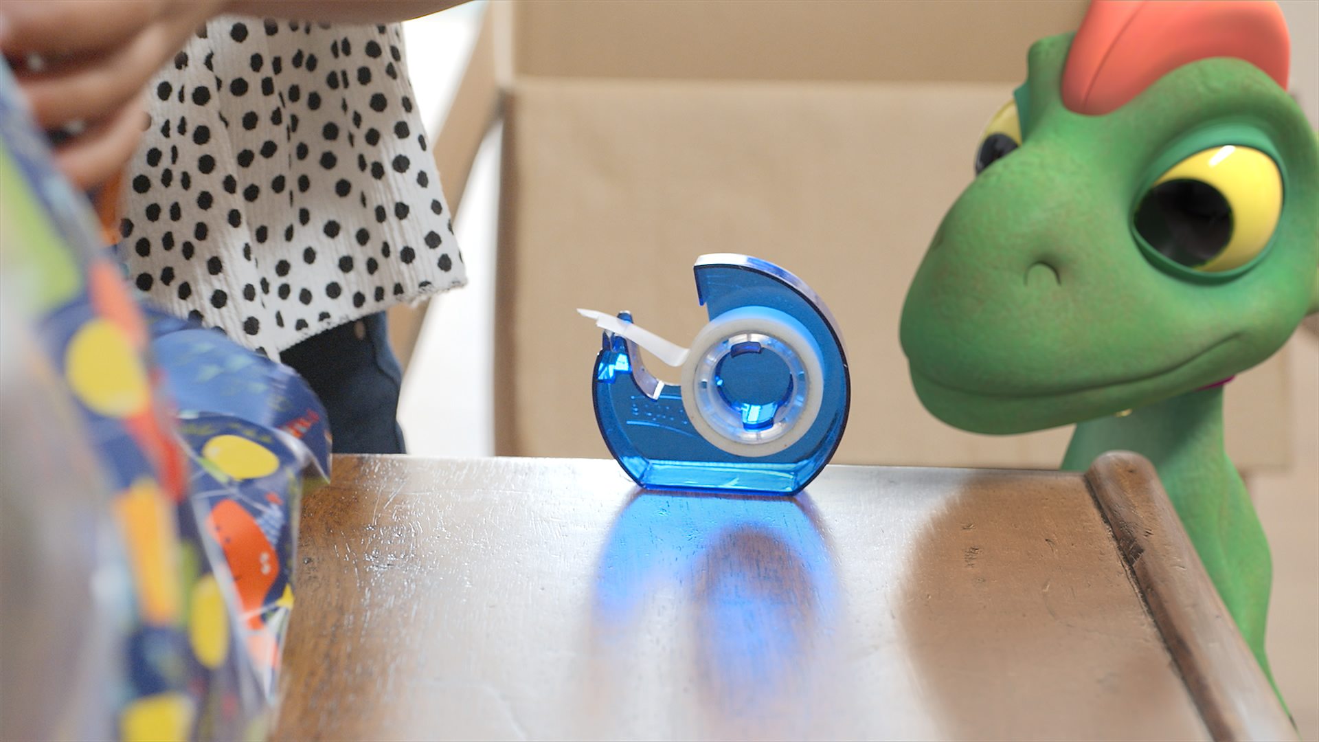 BBC iPlayer - My Petsaurus - Series 5: 6. Wrapping