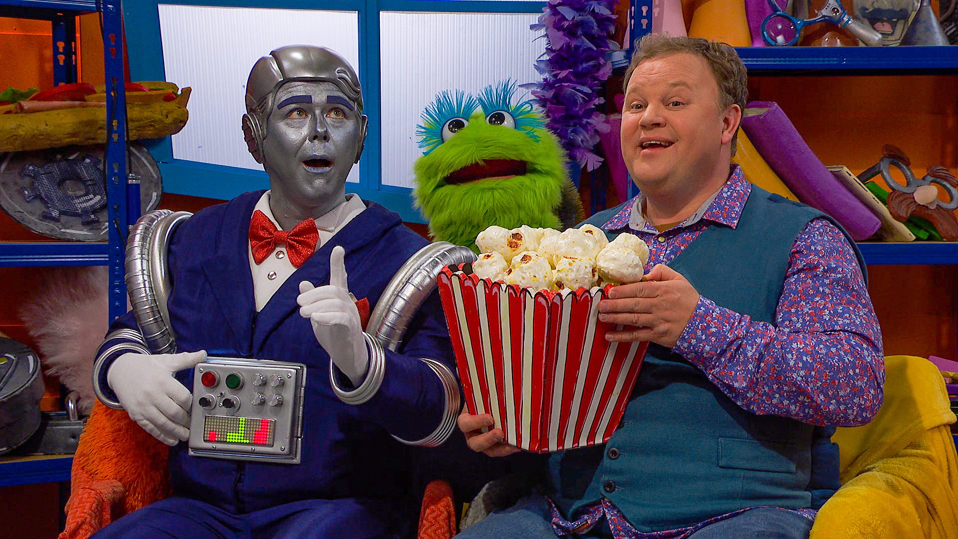 BBC iPlayer - Justins House - Series 5: 18. Roberts Home Movies