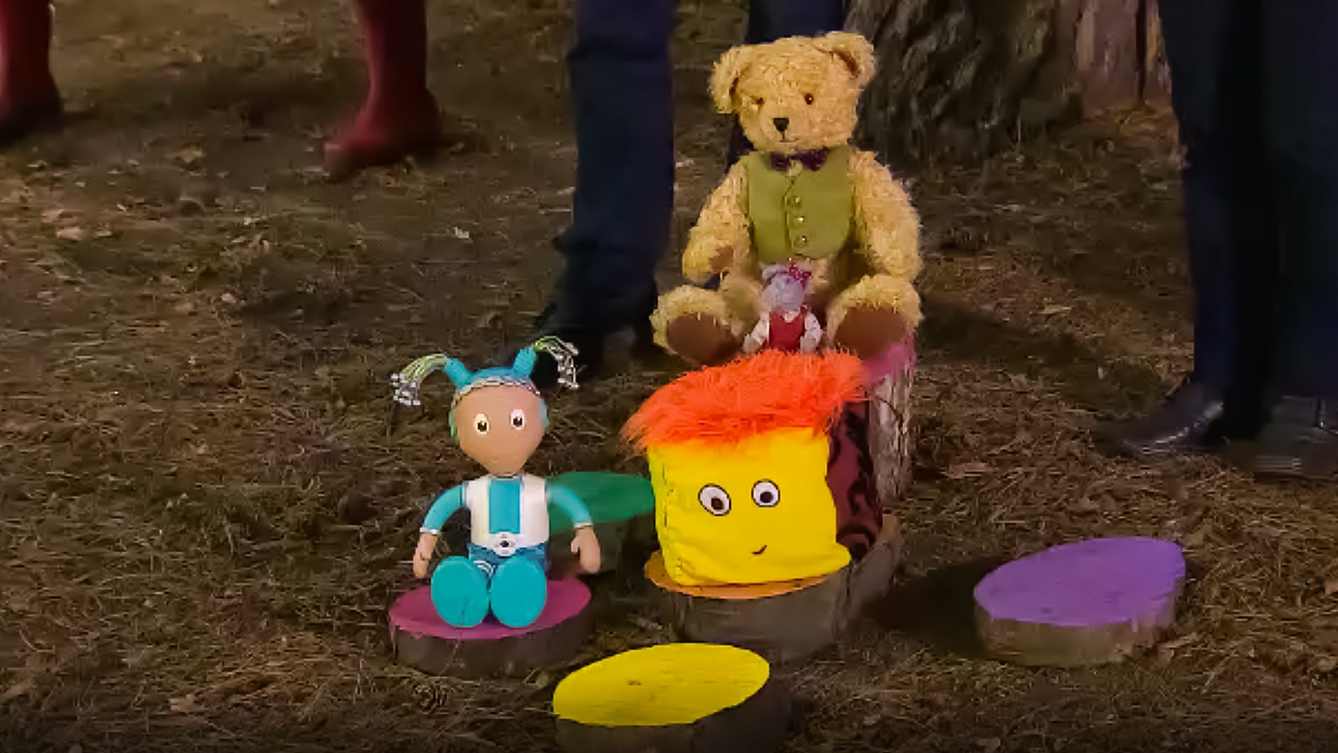 BBC iPlayer - Show Me Show Me - Series 5: 1. Robots and Colanders