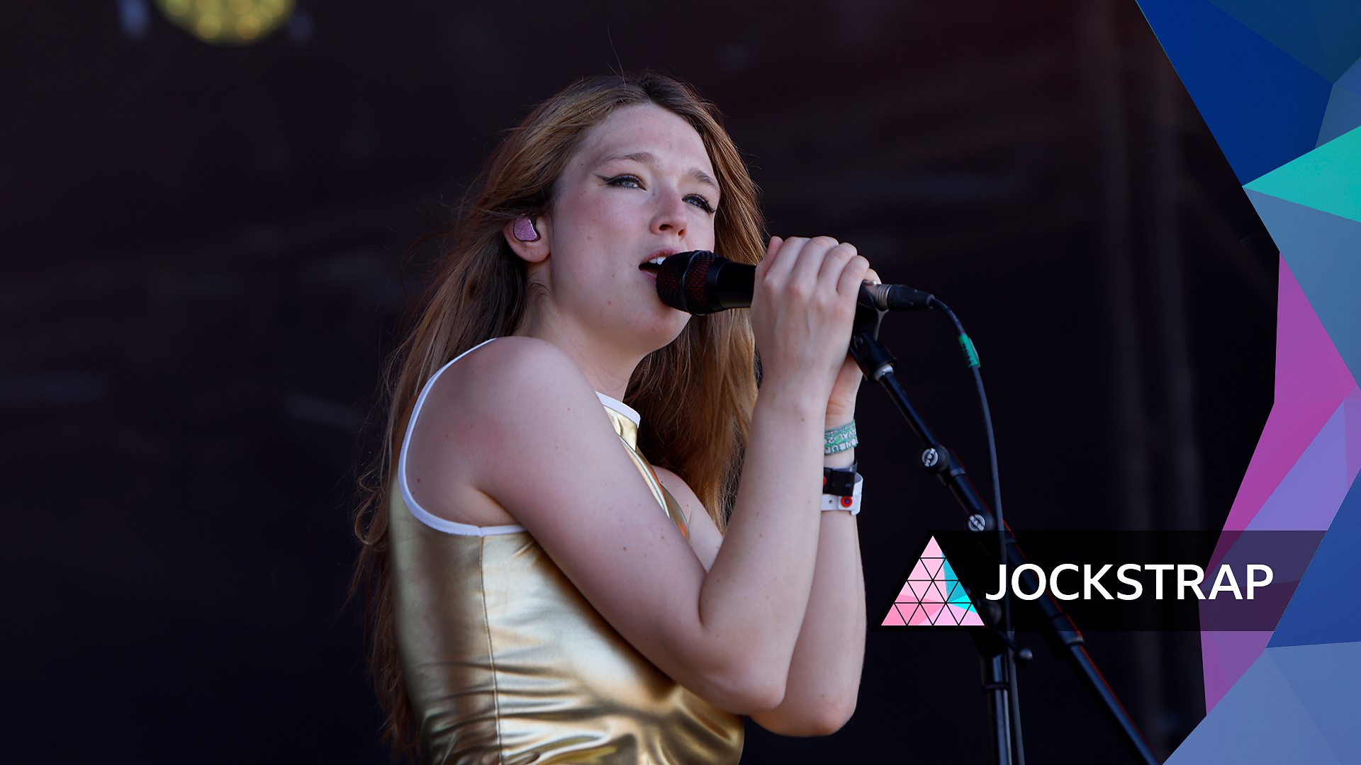 Videos - Jockstrap - Glastonbury 2023 - BBC
