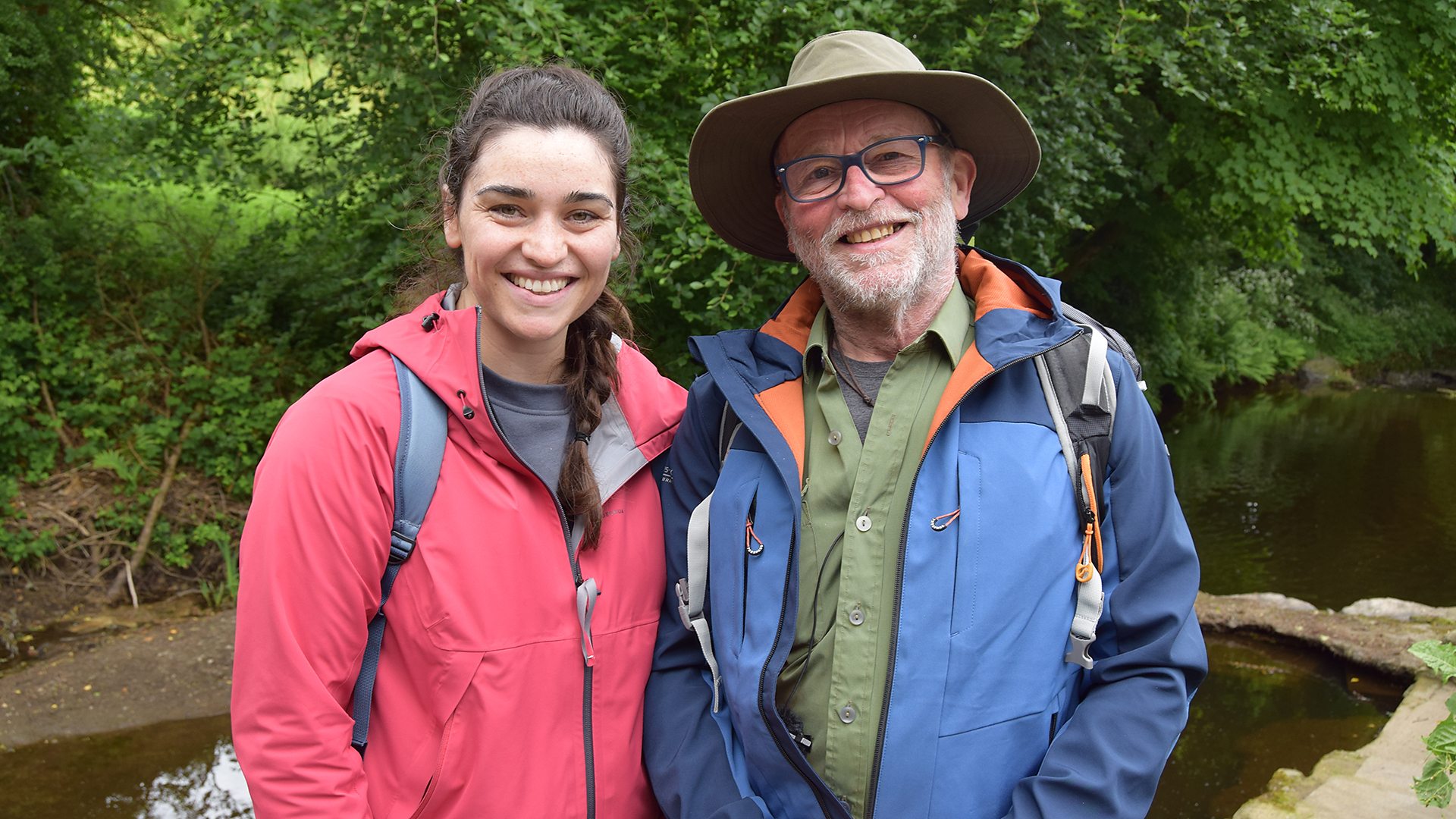 Gíorraíonn Beirt Bóthar