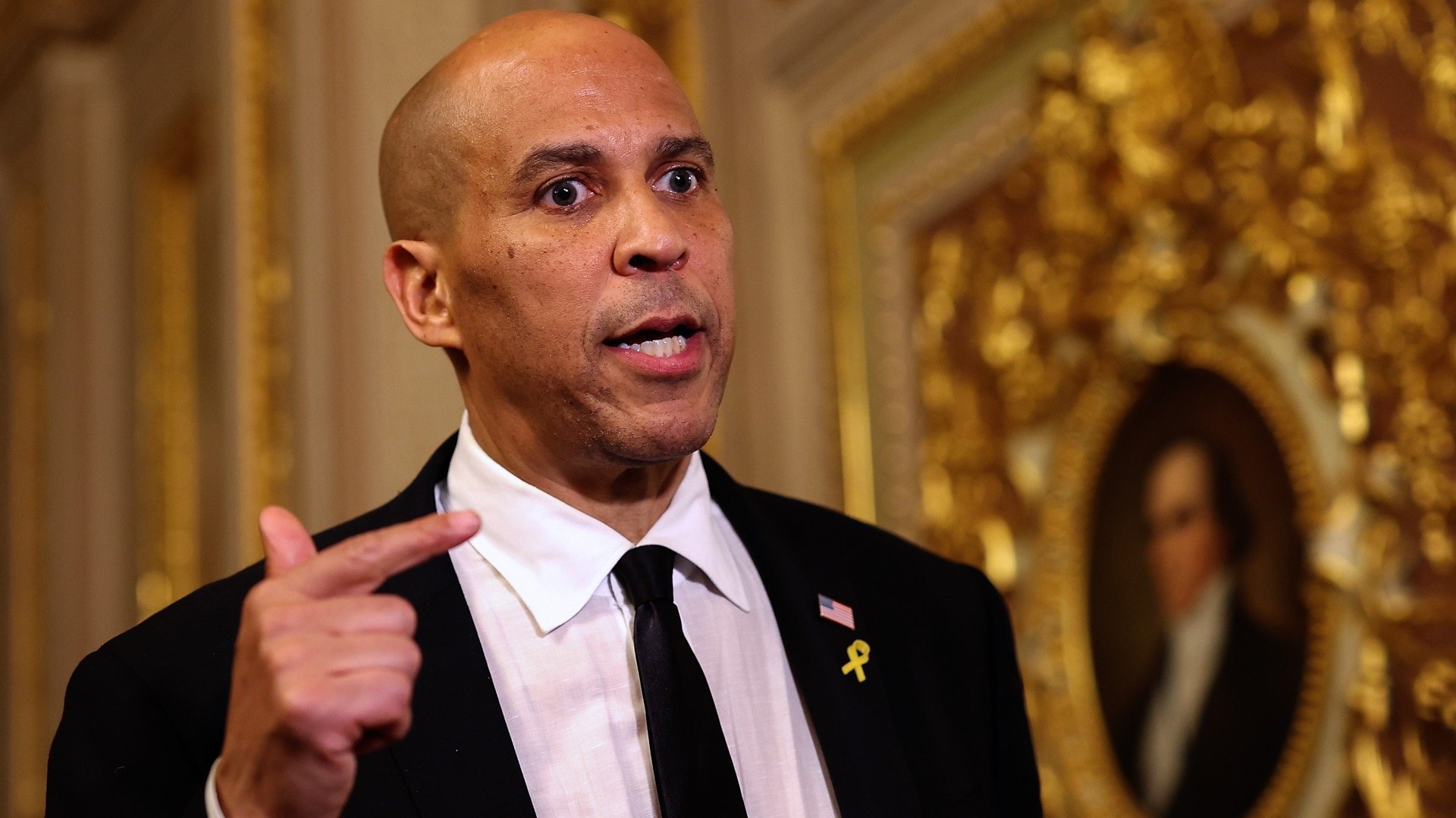 US senator breaks record for longest speech, exceeds 24 hours
