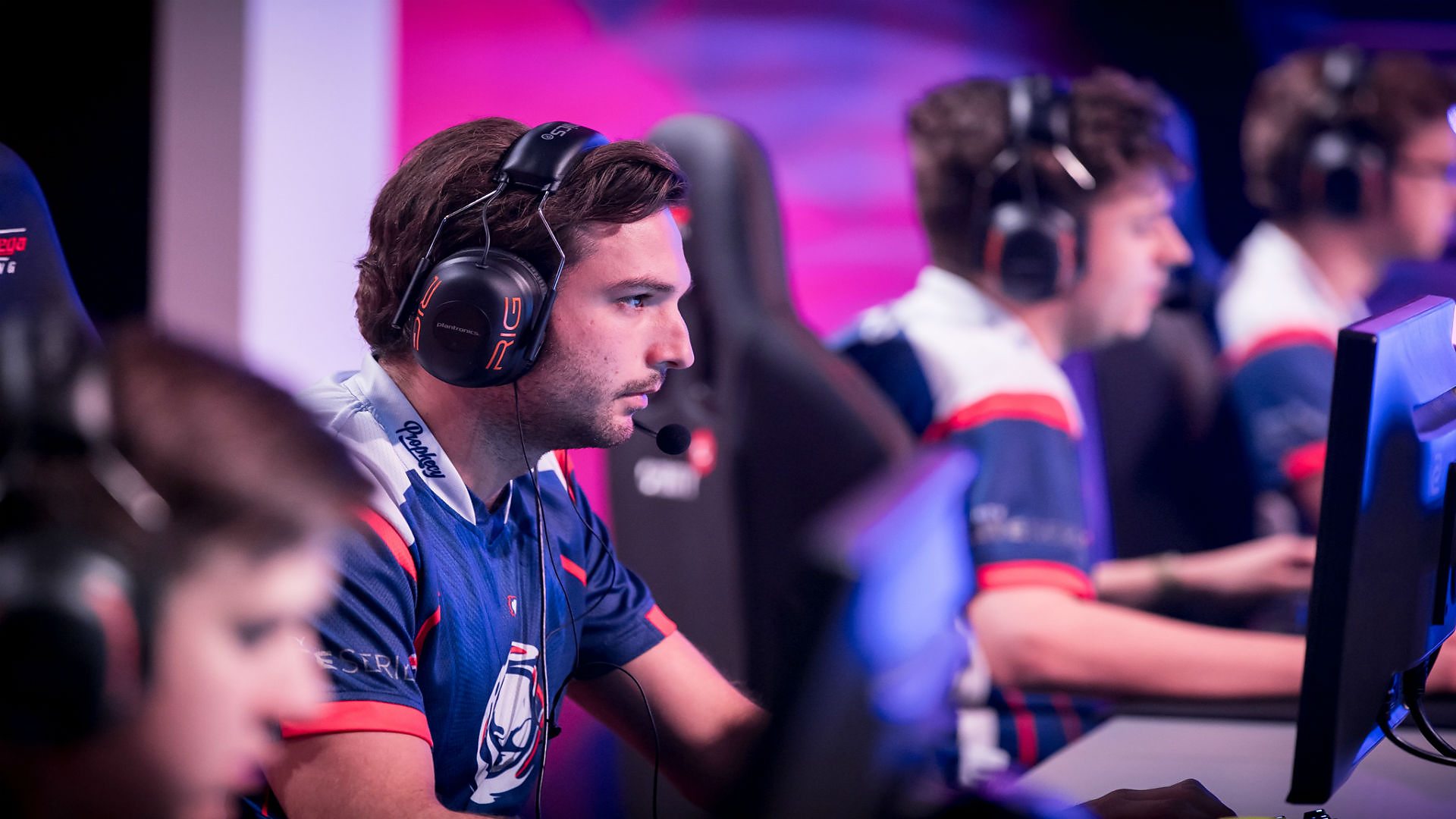 Gfinity Elite Series: What to expect in week seven - BBC Three
