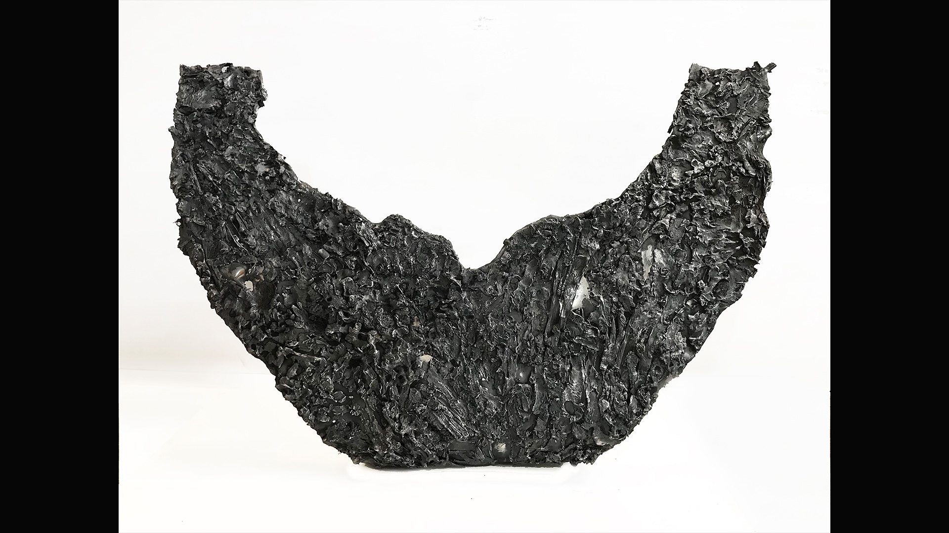 This artist is creating sculptures out of women’s domestic abuse scars ...