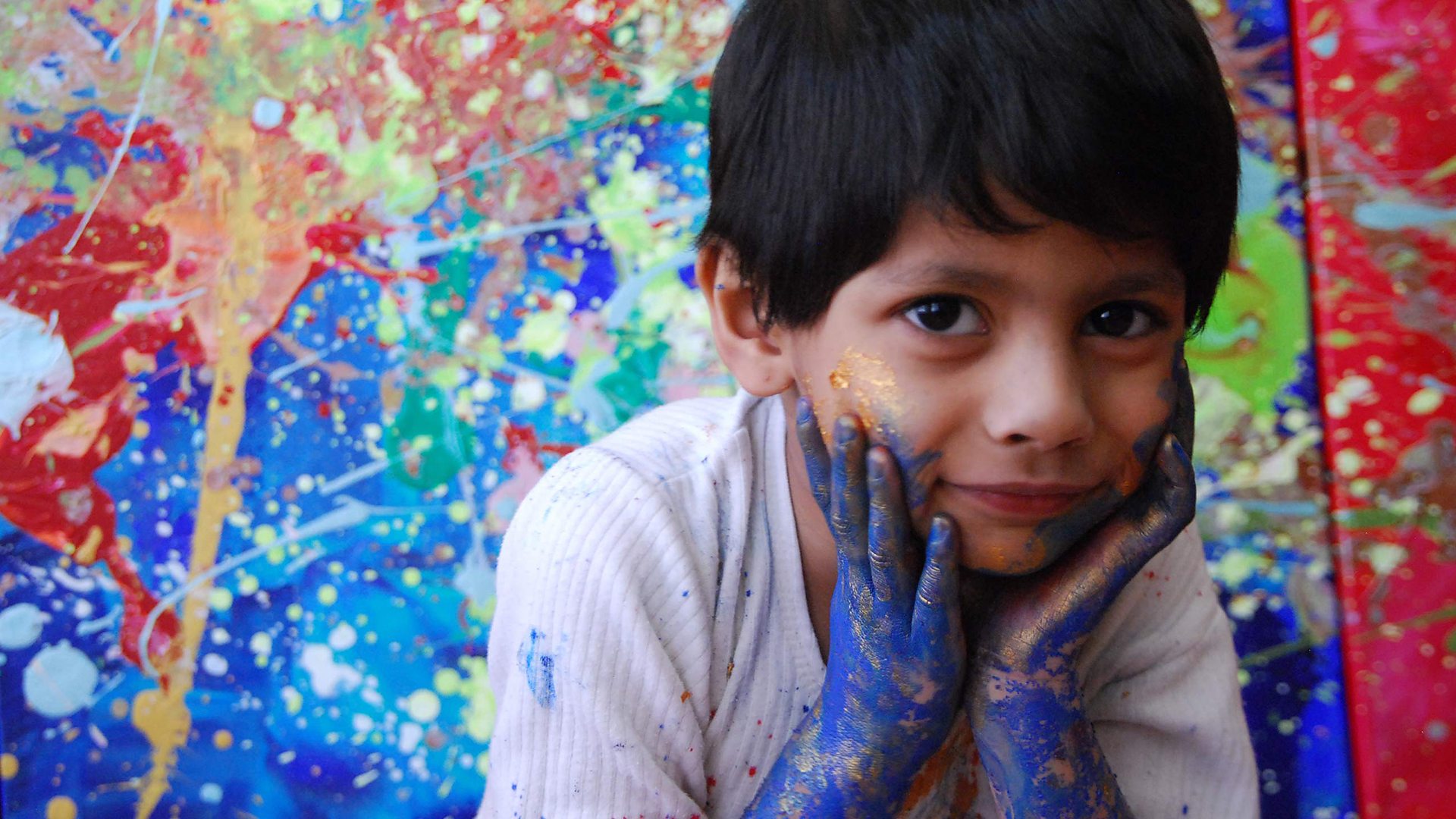 This four-year-old is an amazing artist whose work has sold for £2,000 ...
