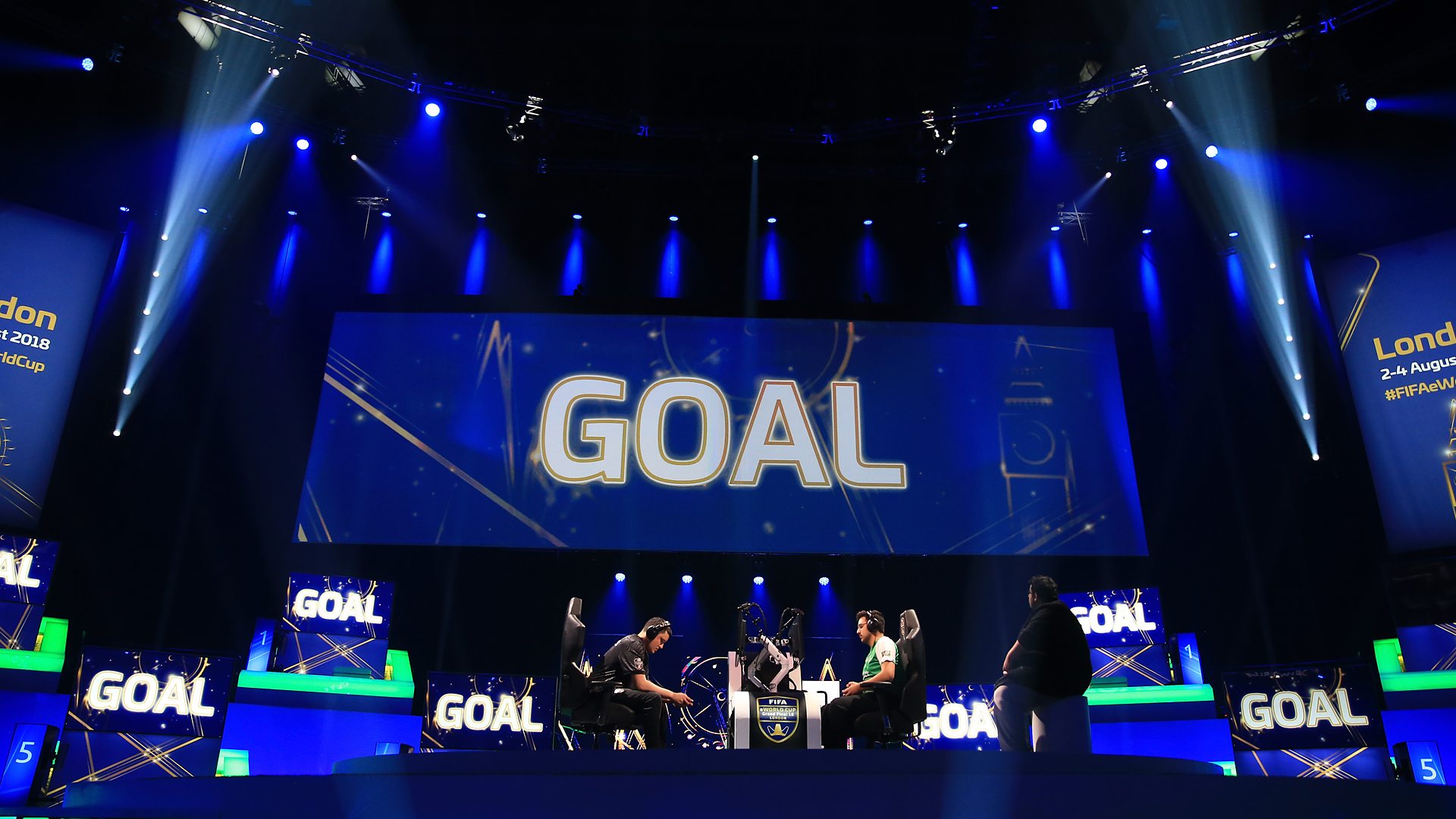 Football and gaming are becoming inseparable - BBC Three