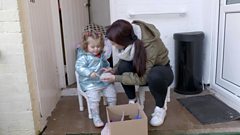 How to make a tap tap box: Activity for toddlers - BBC Tiny Happy People